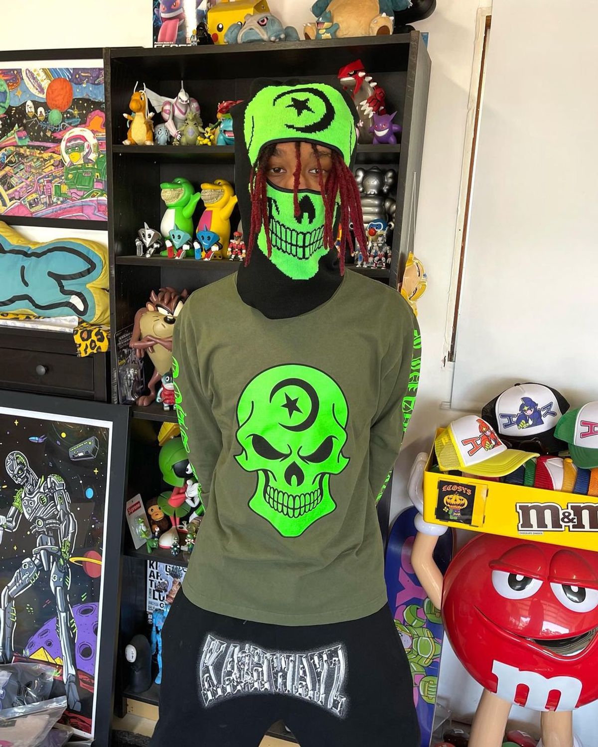 Kashdami Outfit from September 18, 2022 | WHAT’S ON THE STAR?