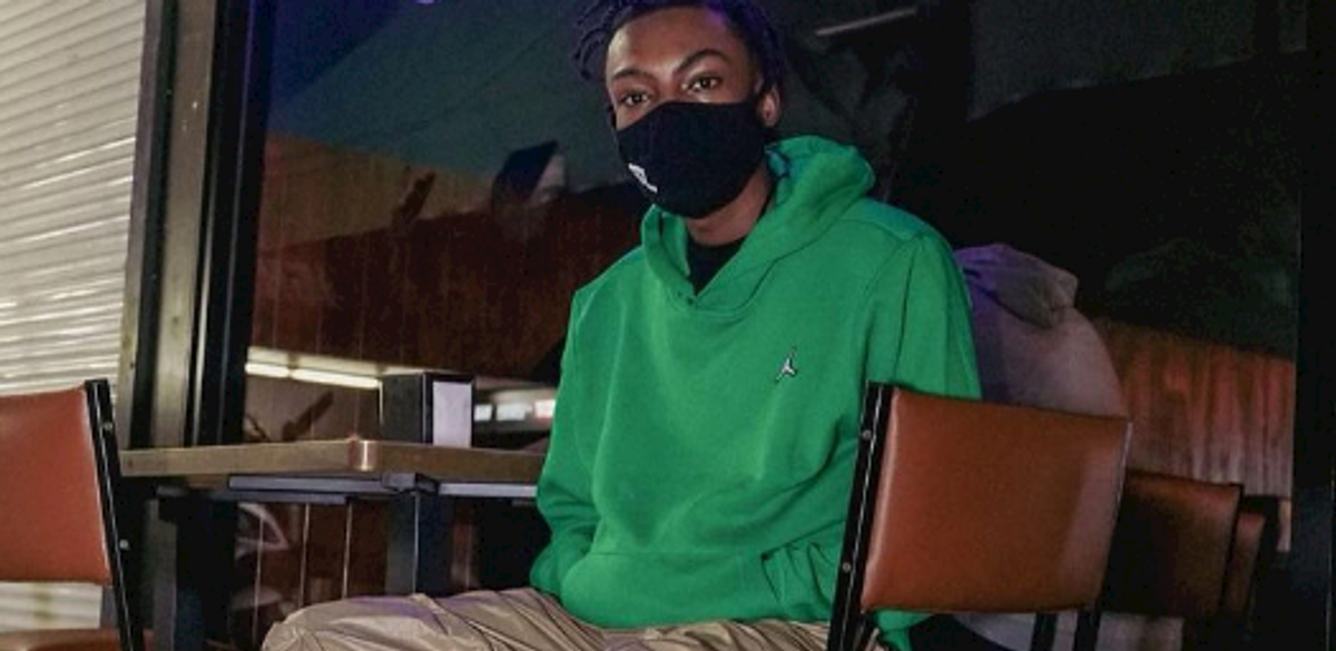 SL: Outfits, Clothes, Style and Fashion | WHAT’S ON THE STAR?