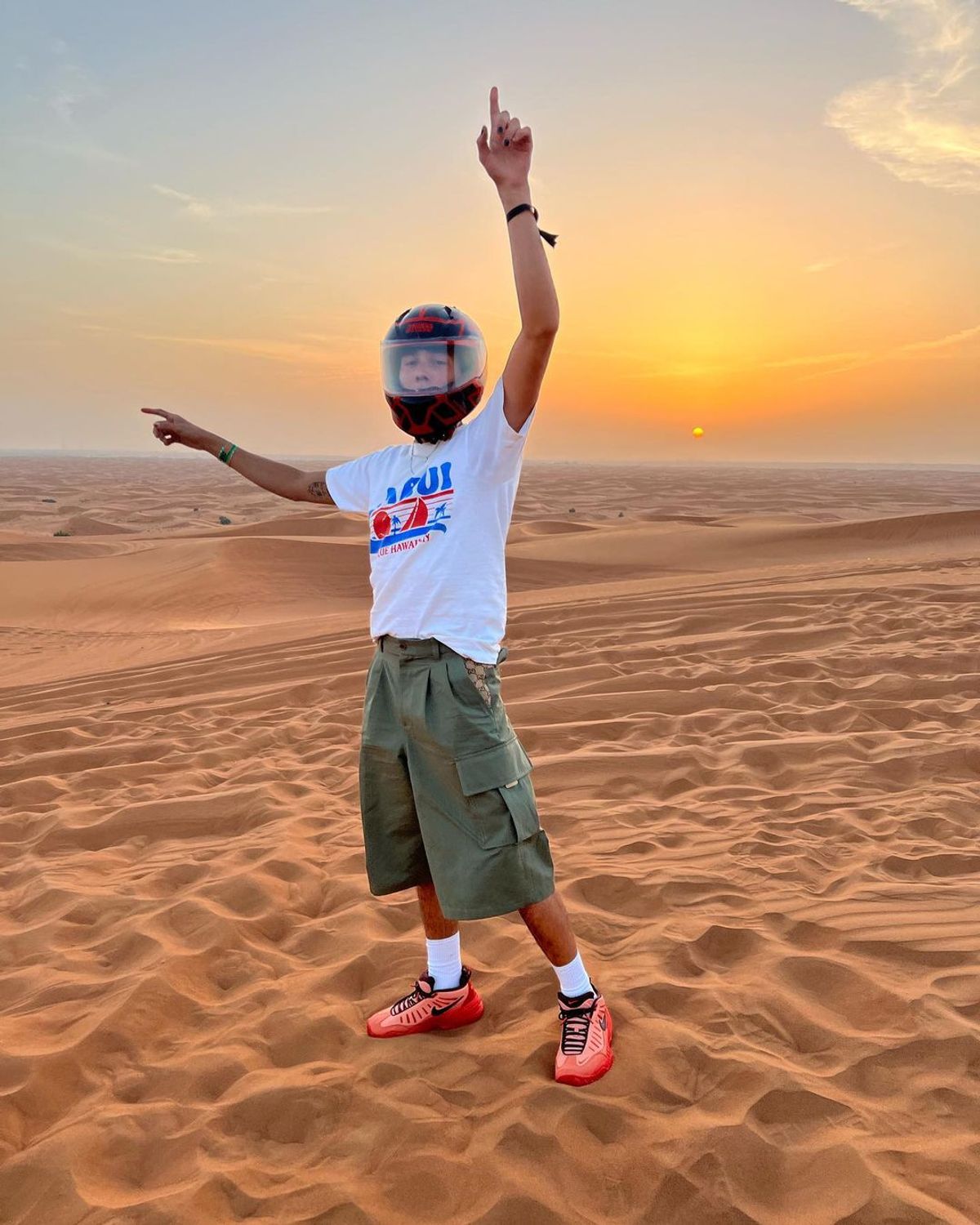 Evan Mock Outfit from May 30, 2023 | WHAT’S ON THE STAR?