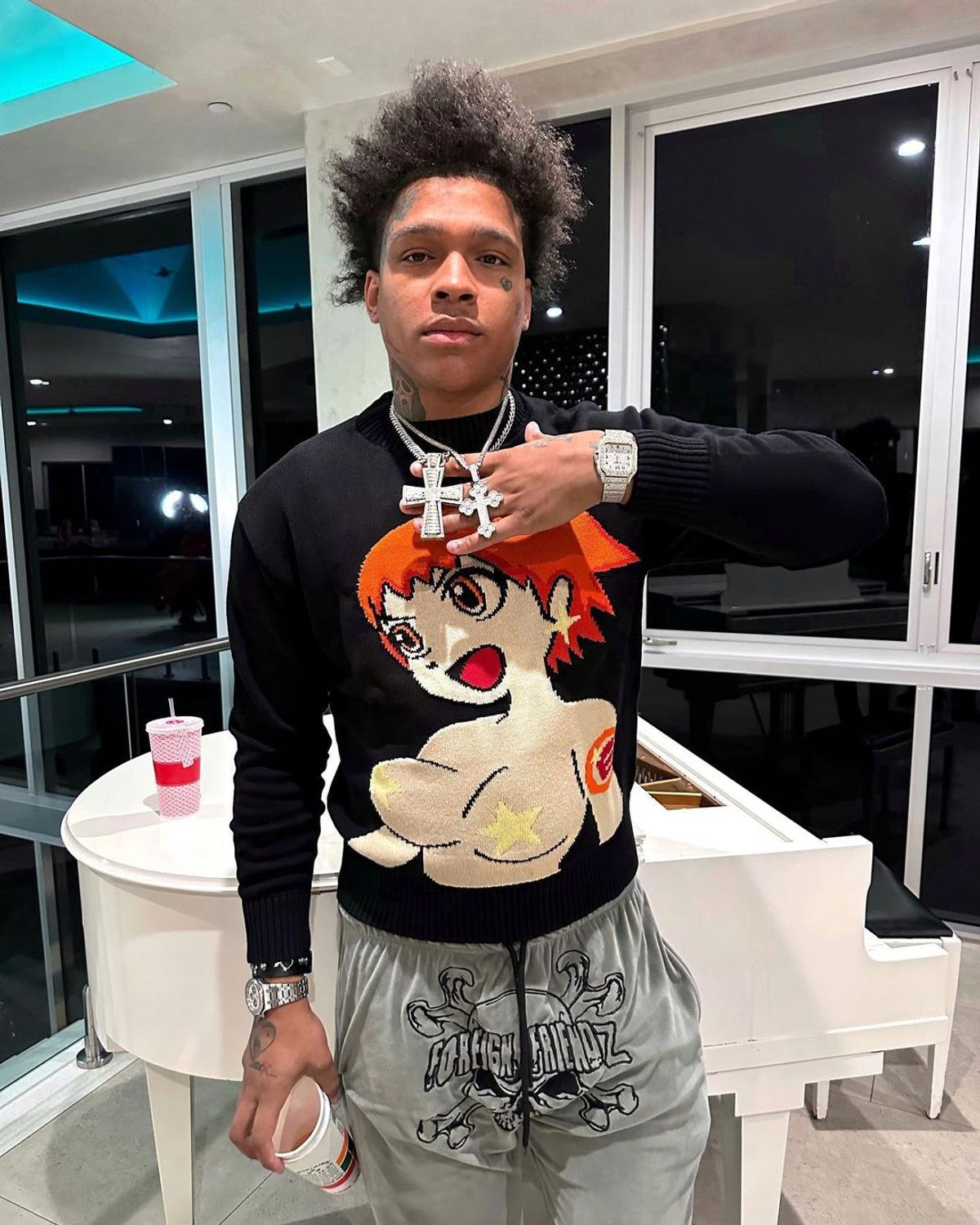 K Suave Outfit from June 1, 2023 | WHAT’S ON THE STAR?