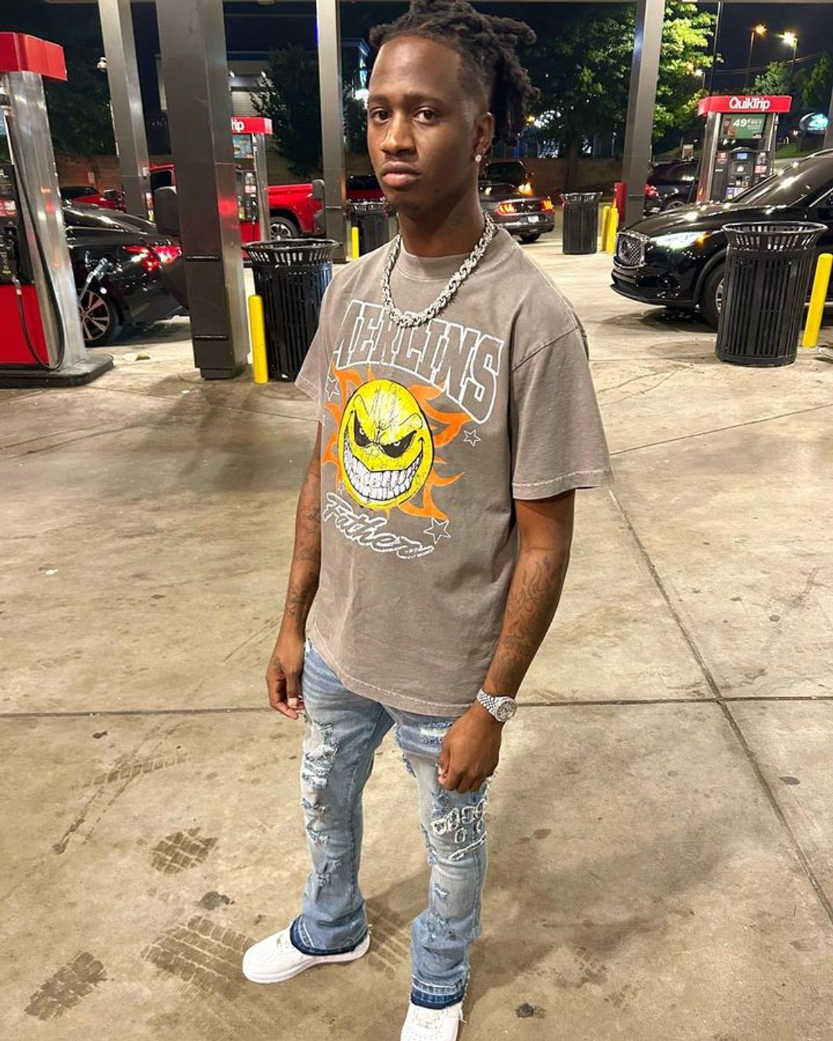 Yung Mal Outfit from June 10, 2023 | WHAT’S ON THE STAR?