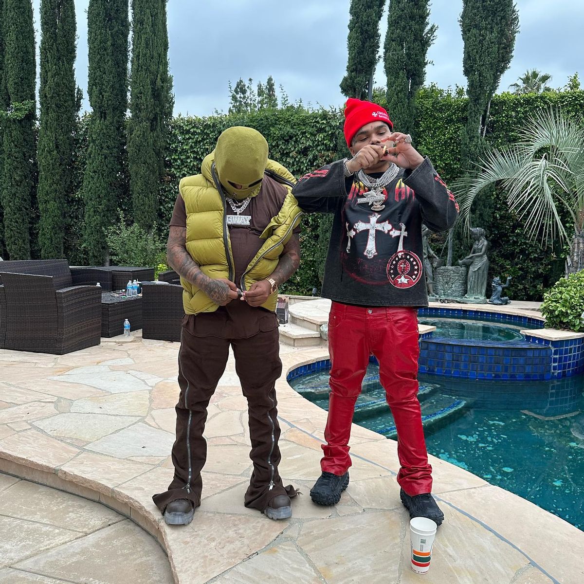 No Cap Outfit from June 17, 2023 | WHAT’S ON THE STAR?