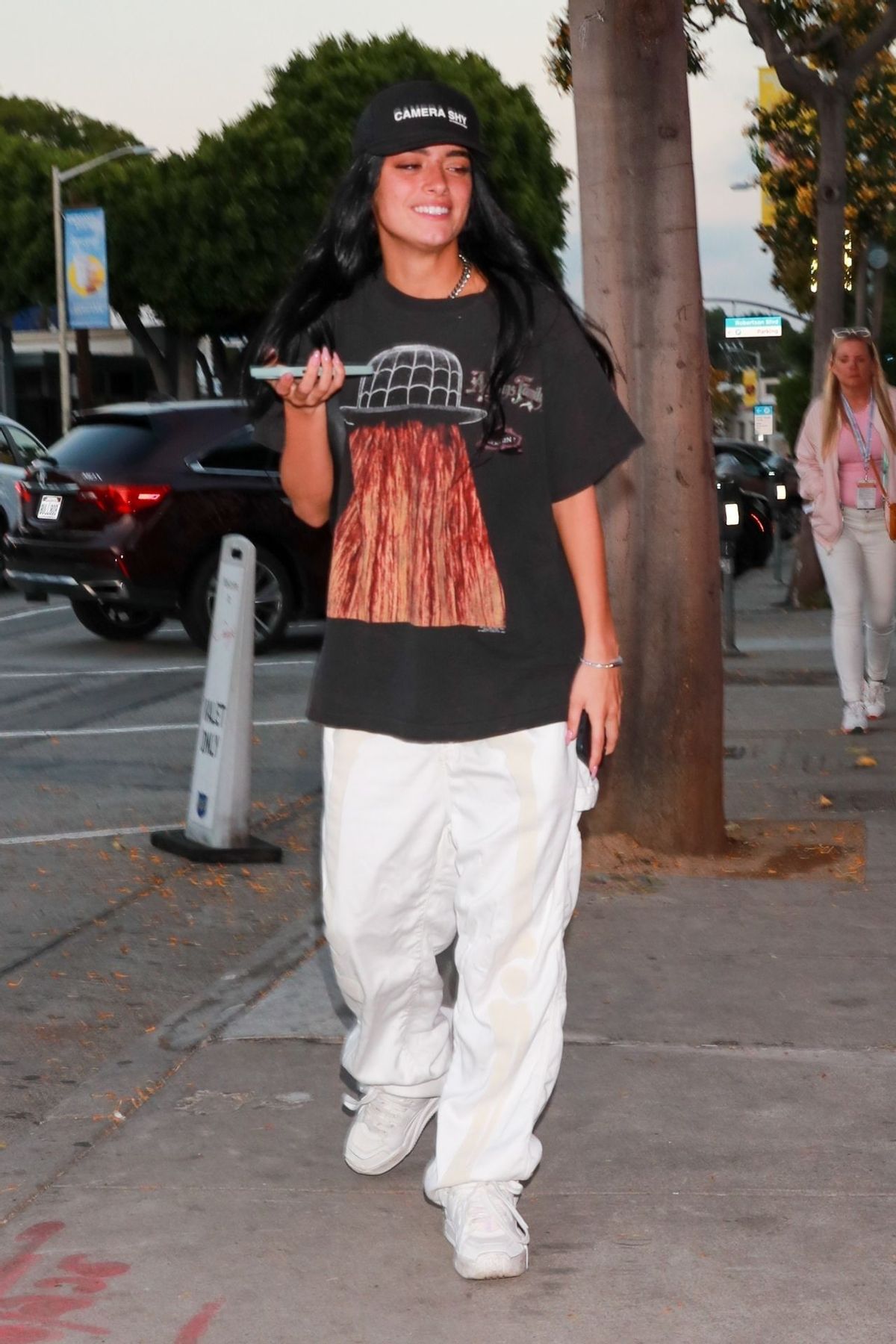 Dixie D'Amelio Outfit from June 18, 2023 | WHAT’S ON THE STAR?