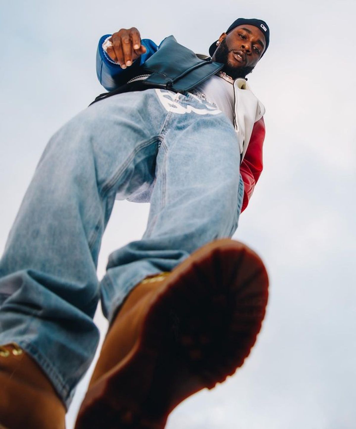 Burna Boy Outfit from June 26, 2023 | WHAT’S ON THE STAR?