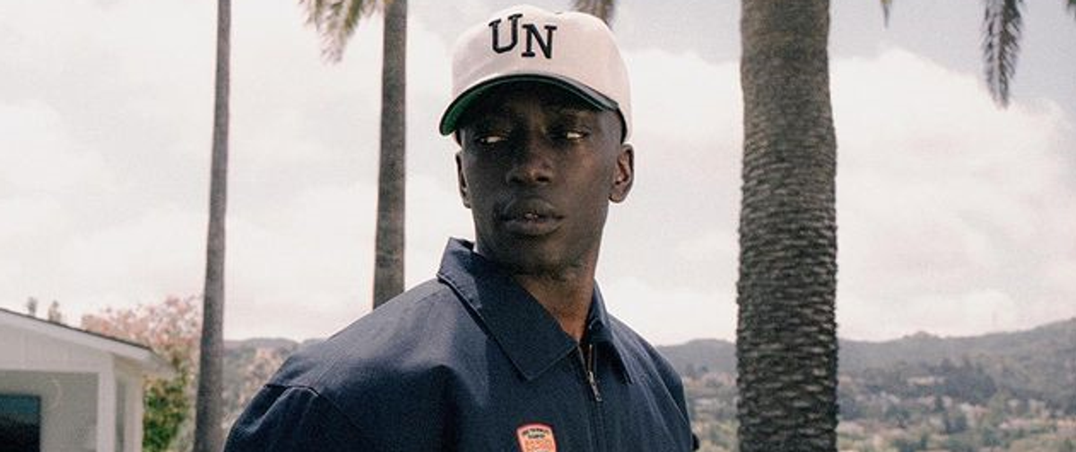 Uninterrupted: Clothing, Shoes & Accessories | WHAT’S ON THE STAR?