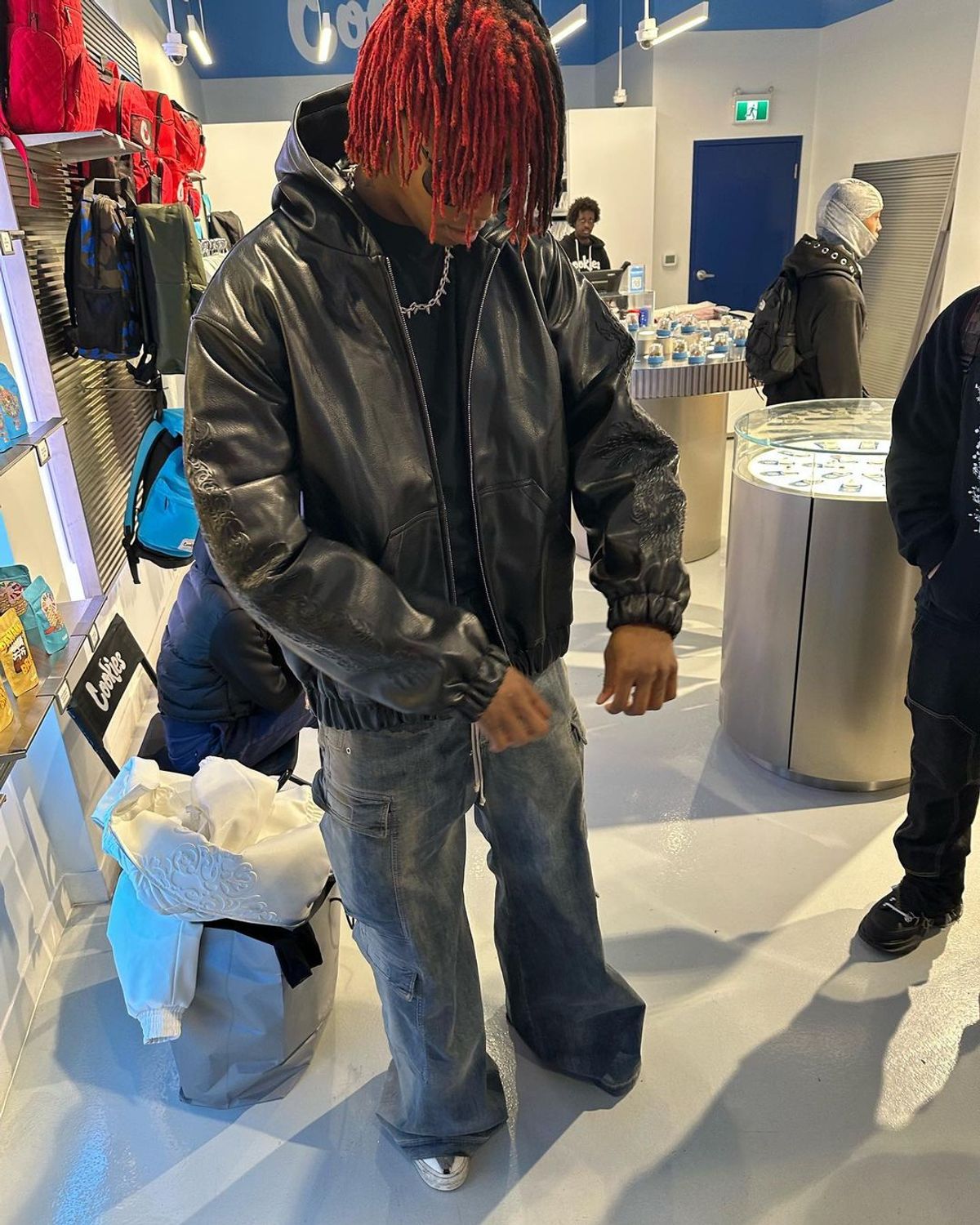 DC The Don Outfit from June 13, 2023 | WHAT’S ON THE STAR?