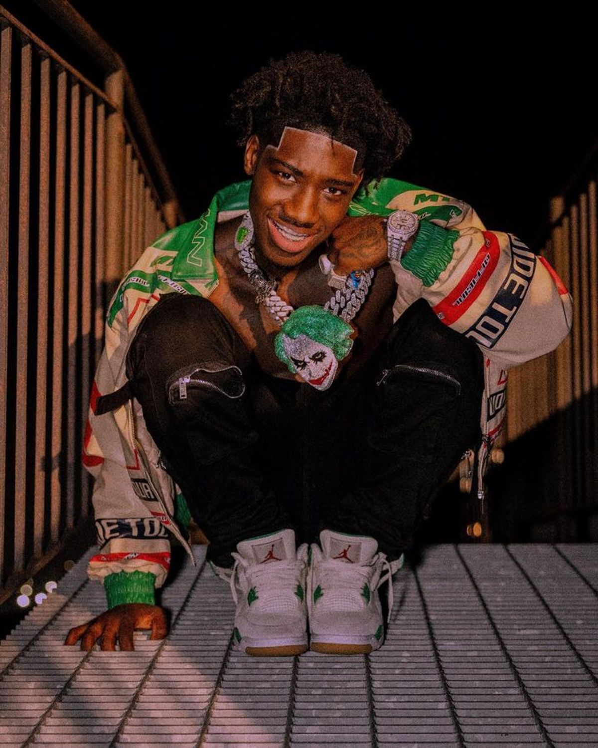 2Rare Outfit from July 1, 2023 | WHAT’S ON THE STAR?