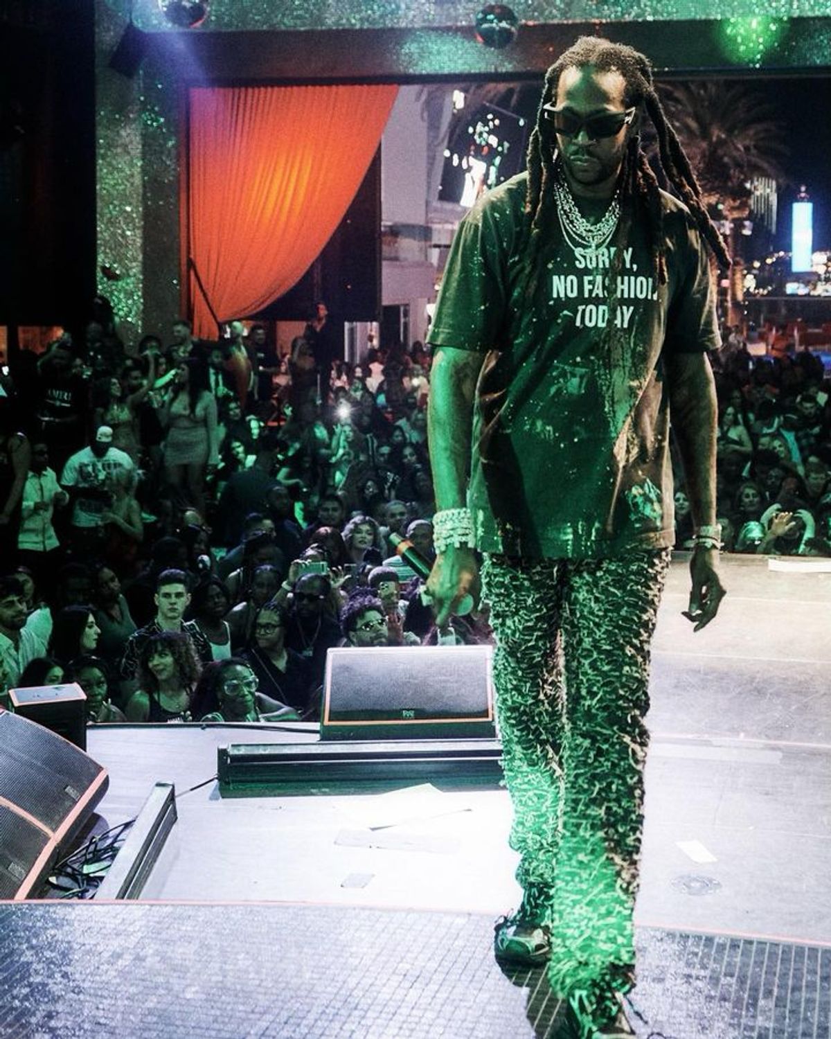 2 Chainz Outfit from July 3, 2023 | WHAT’S ON THE STAR?