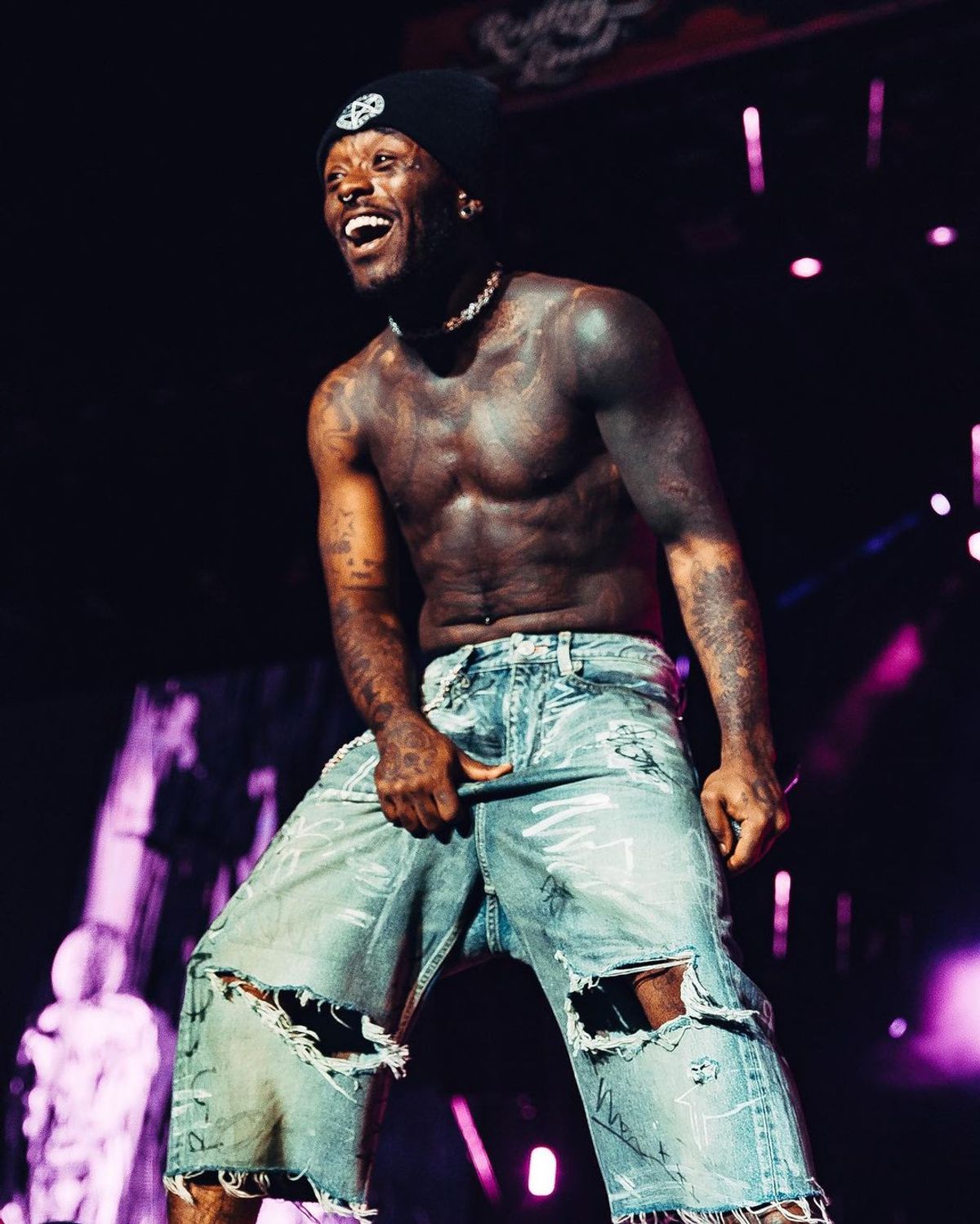 Lil Uzi Vert Outfit from July 6, 2023 | WHAT’S ON THE STAR?