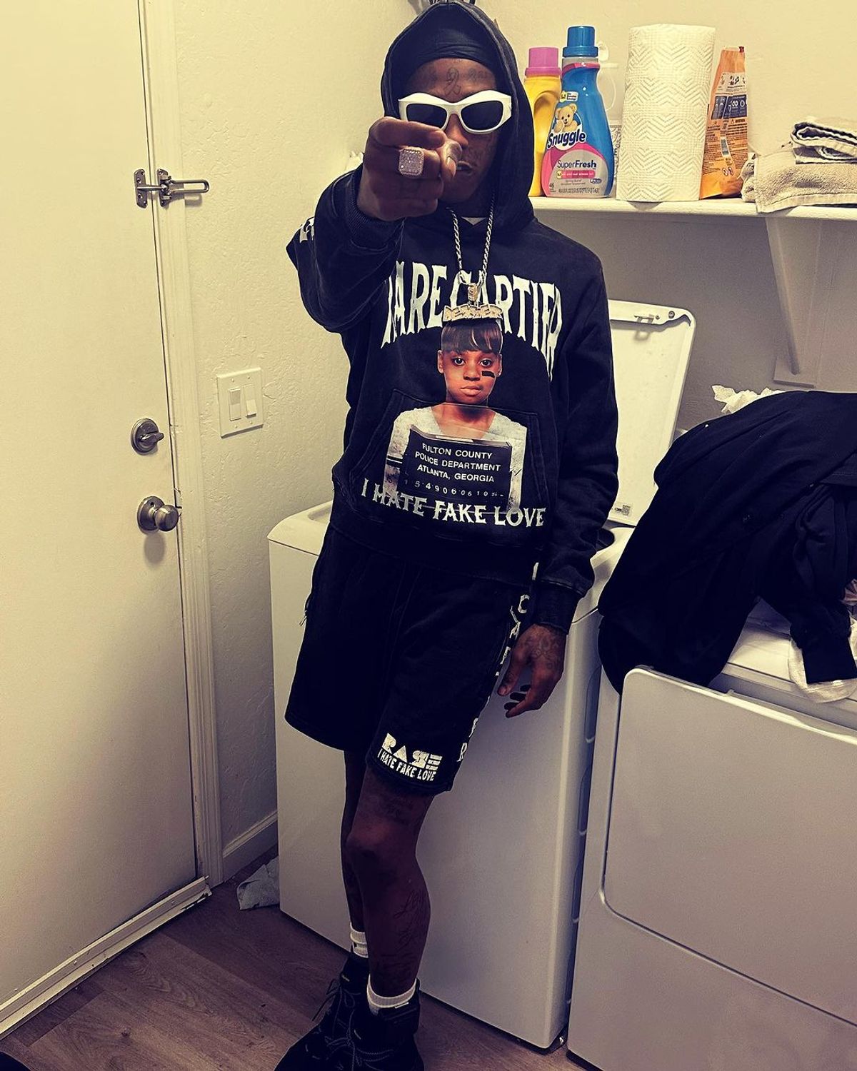 Famous Dex Outfit from July 18, 2023 | WHAT’S ON THE STAR?