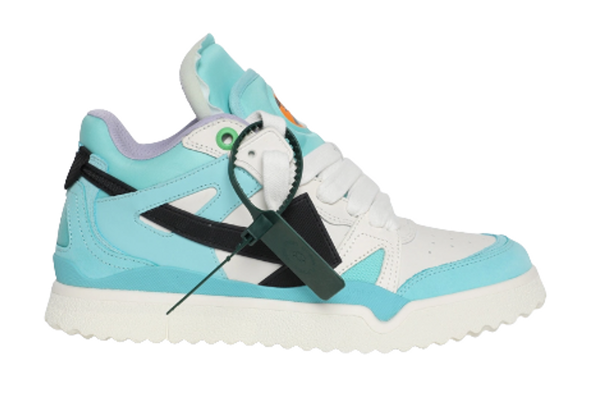 Off-White Turquoise Mid-Top Sponge Sneakers | WHAT’S ON THE STAR?