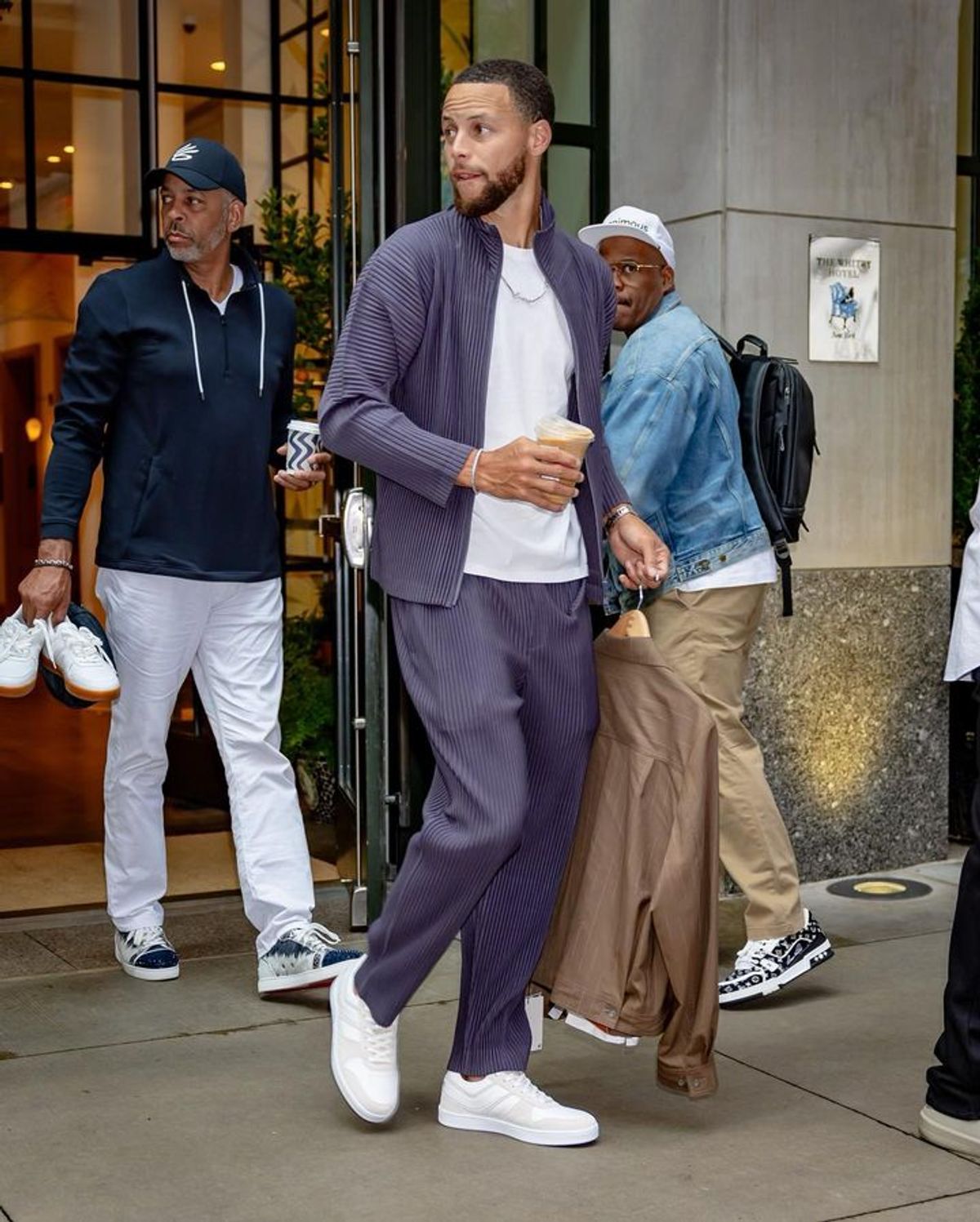 Stephen Curry Outfit from July 19, 2023 | WHAT’S ON THE STAR?