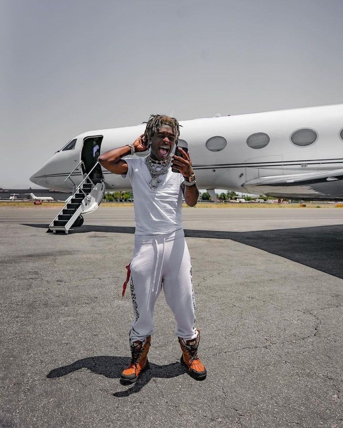 Lil Uzi Vert Outfit from July 22, 2023 | WHAT’S ON THE STAR?