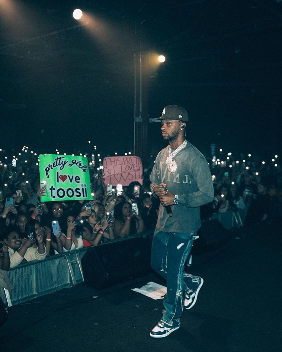 Toosii Outfit from July 28, 2023 | WHAT’S ON THE STAR?