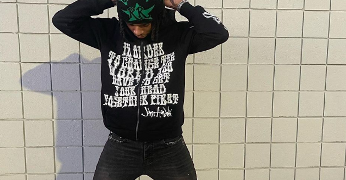 Reckless Rockstar: Clothing, Shoes & Accessories | WHAT’S ON THE STAR?