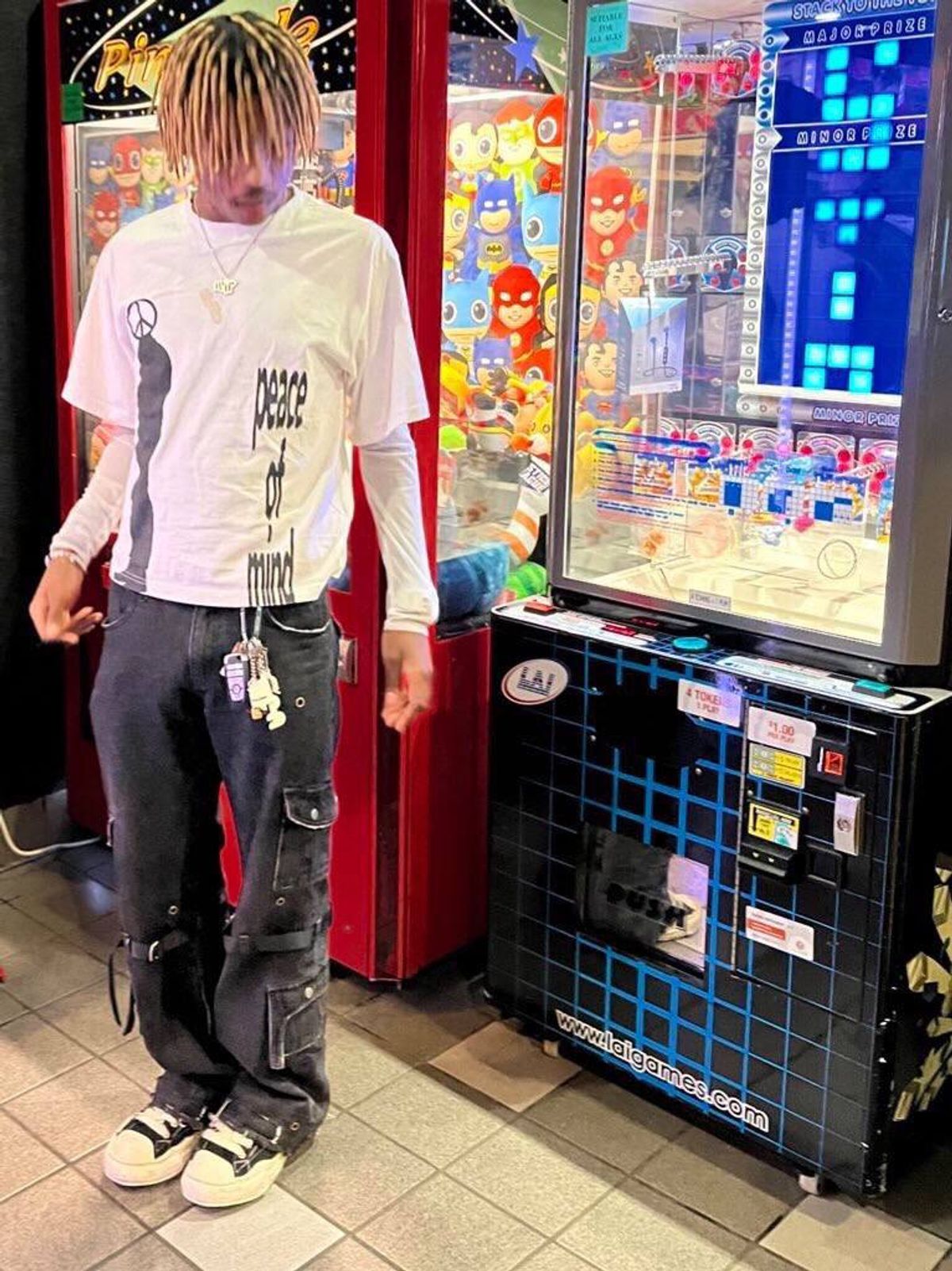 Midwxst Outfit from August 1, 2023 | WHAT’S ON THE STAR?