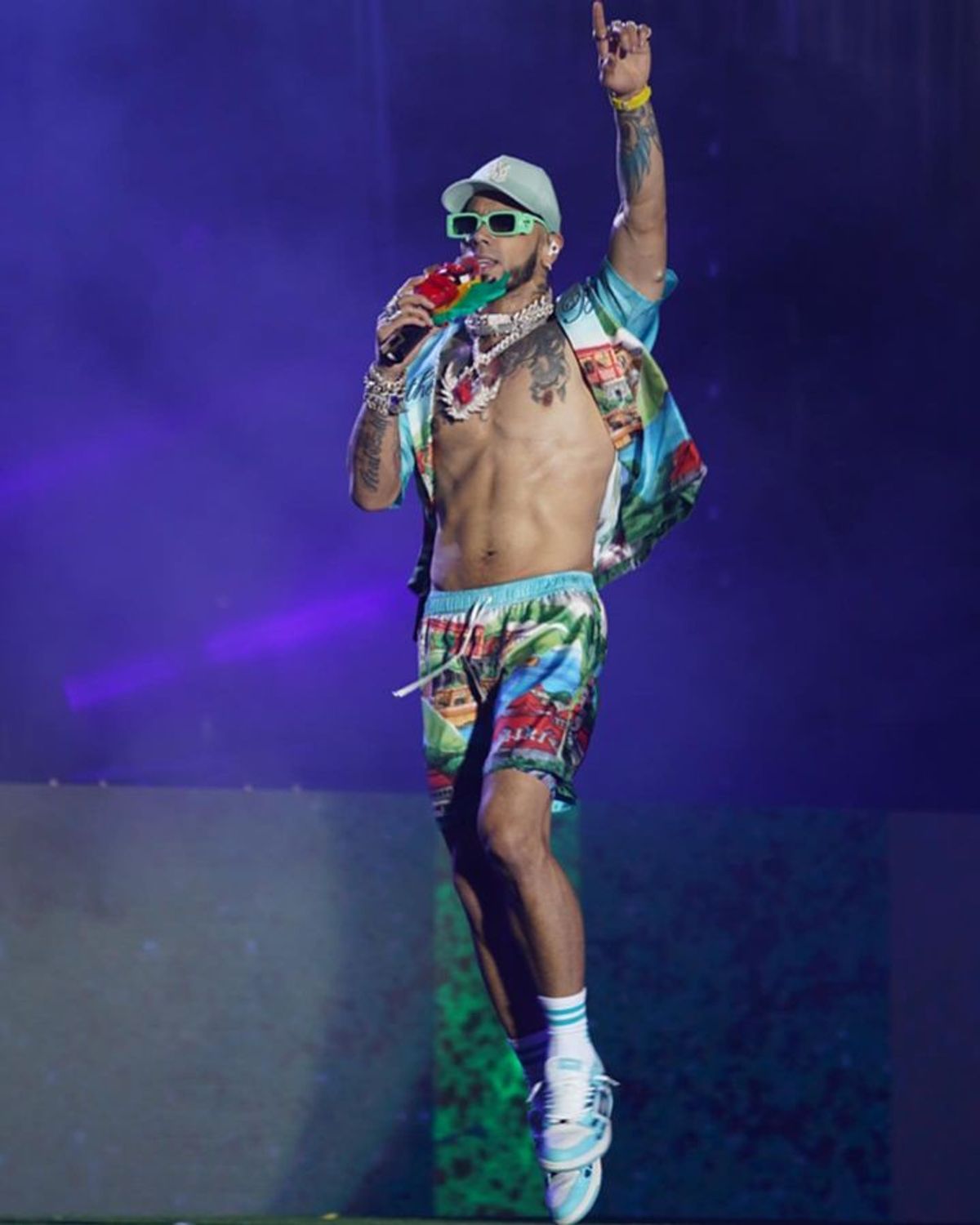 Anuel AA Outfit from August 2, 2023 | WHAT’S ON THE STAR?