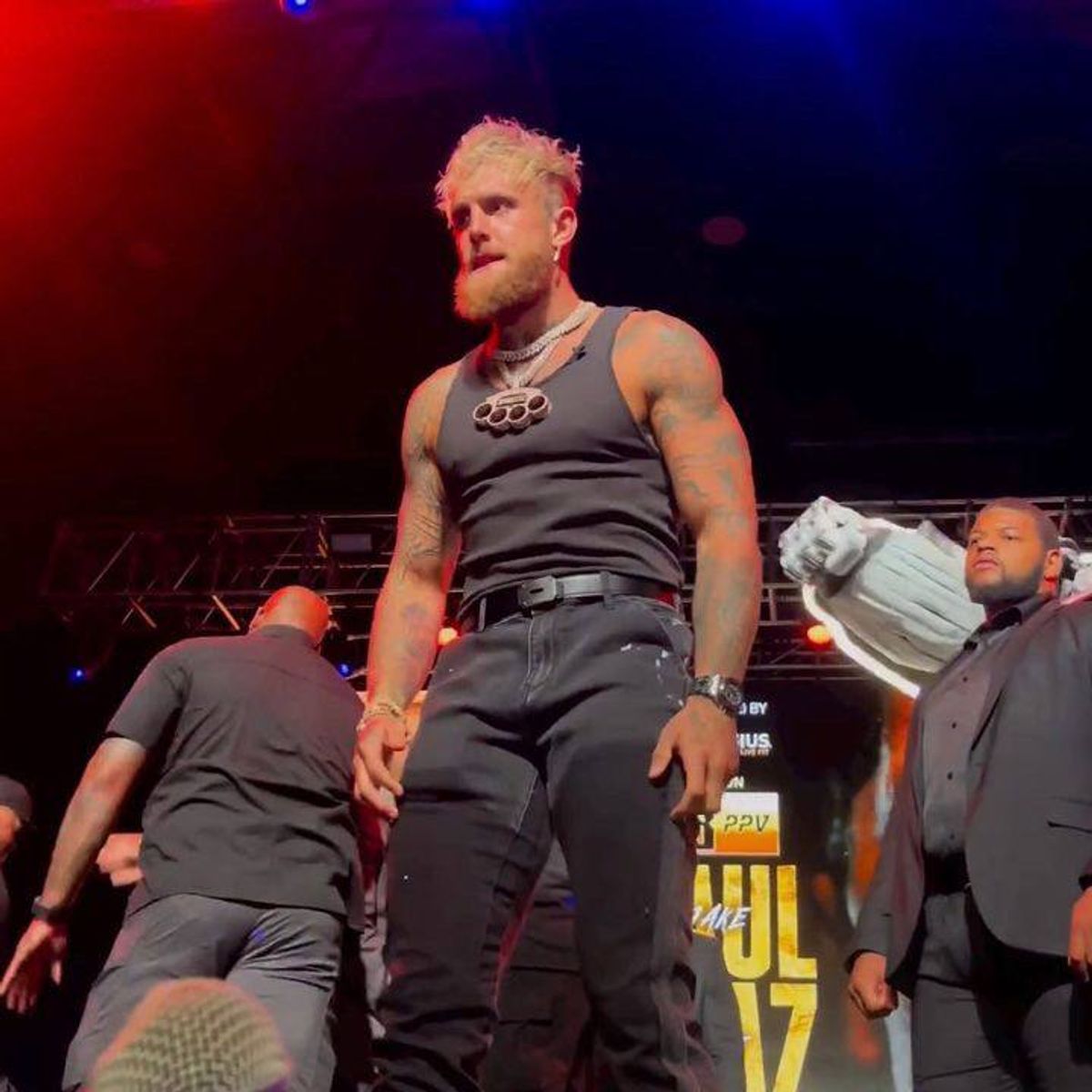 Jake Paul Outfit from August 5, 2023 | WHAT’S ON THE STAR?