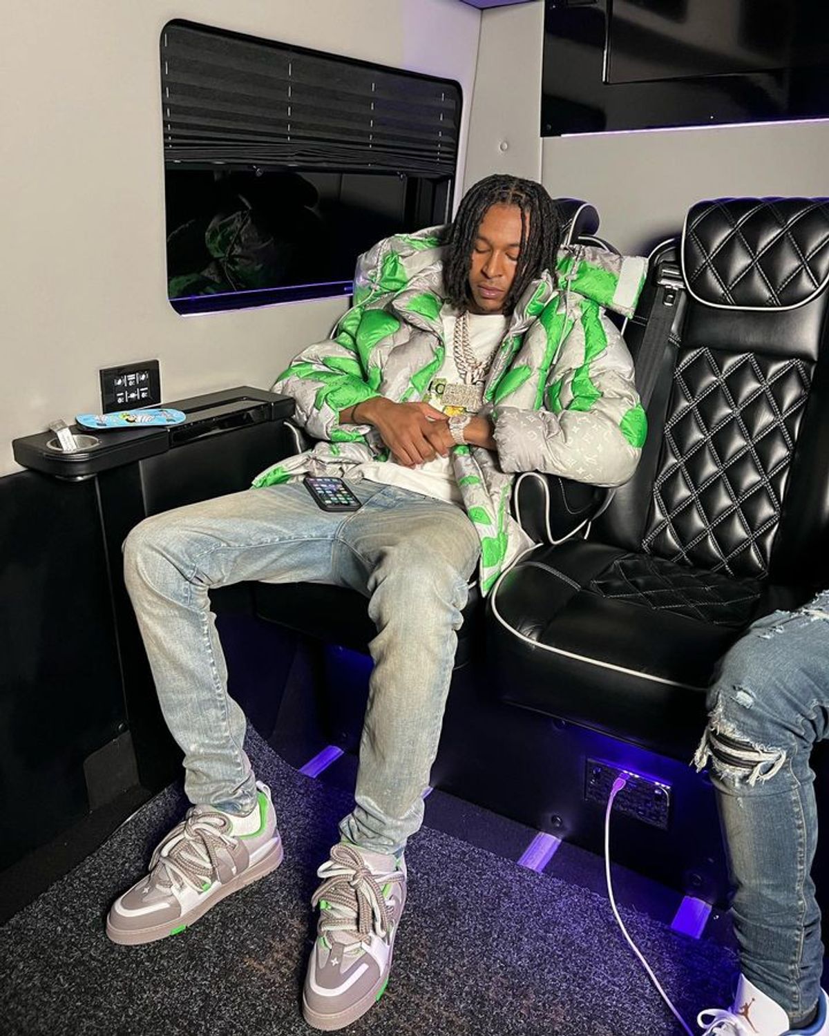 DigDat Outfit from August 6, 2023 | WHAT’S ON THE STAR?