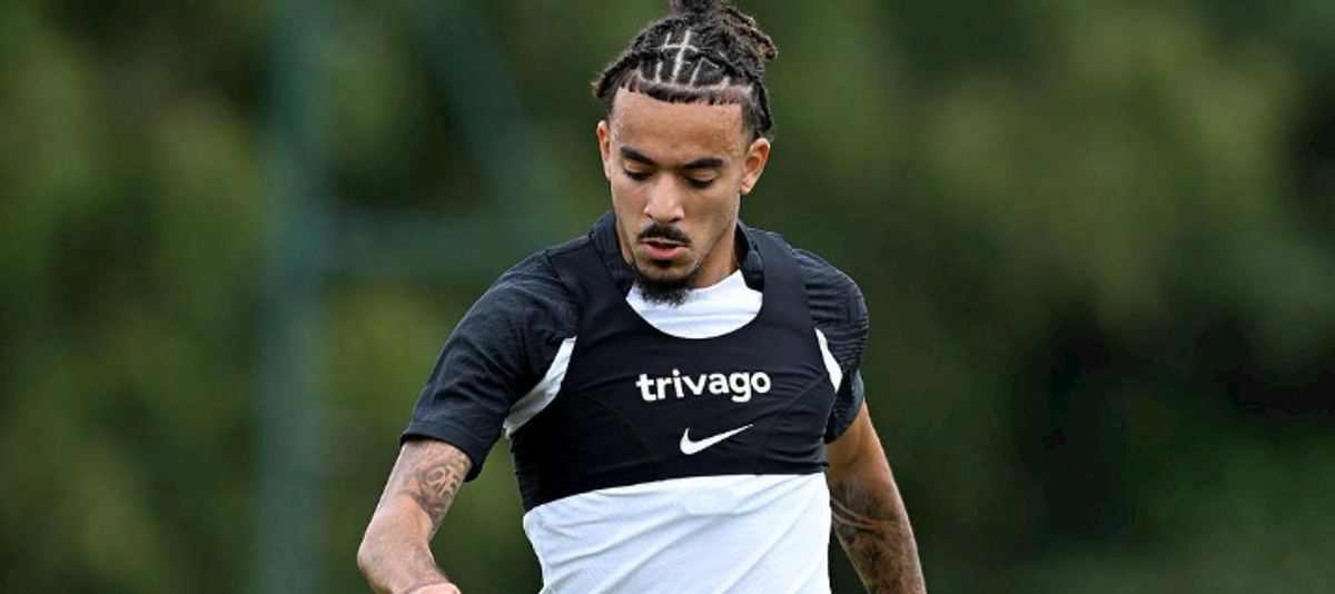 Malo Gusto: Outfits, Clothes, Style and Fashion | WHAT’S ON THE STAR?