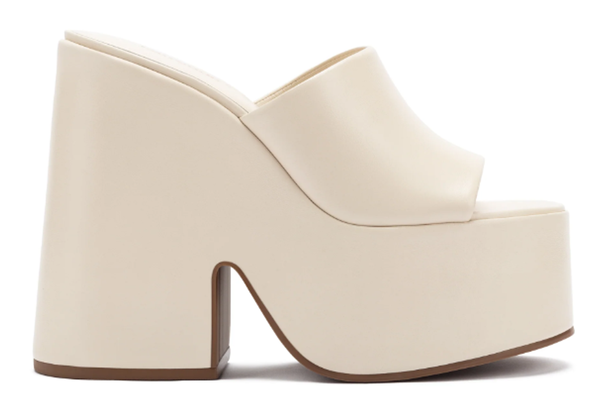 Larroude Ivory Leather Wanda Platform Mules | WHAT’S ON THE STAR?
