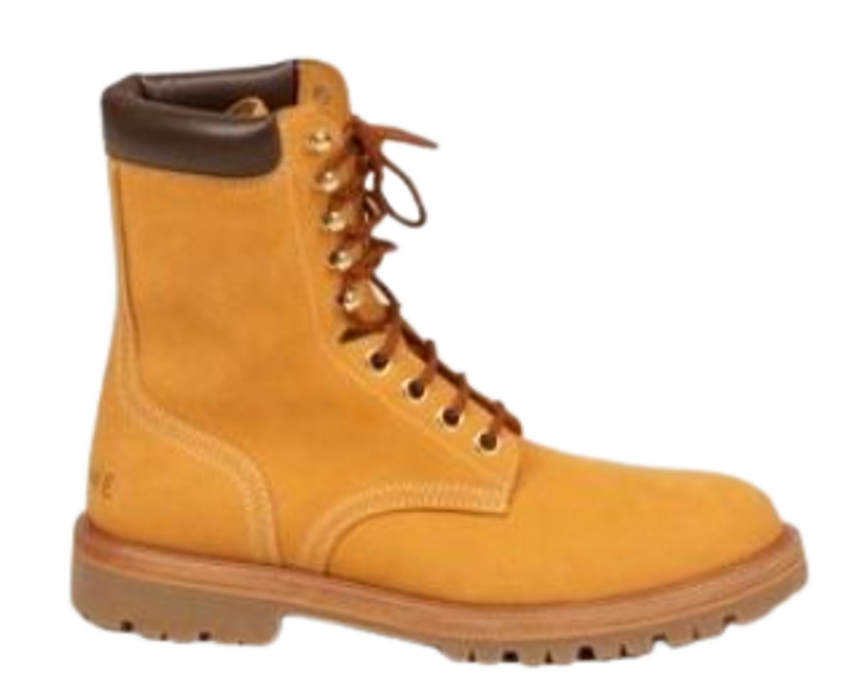 Celine Tan High Boots | WHAT’S ON THE STAR?