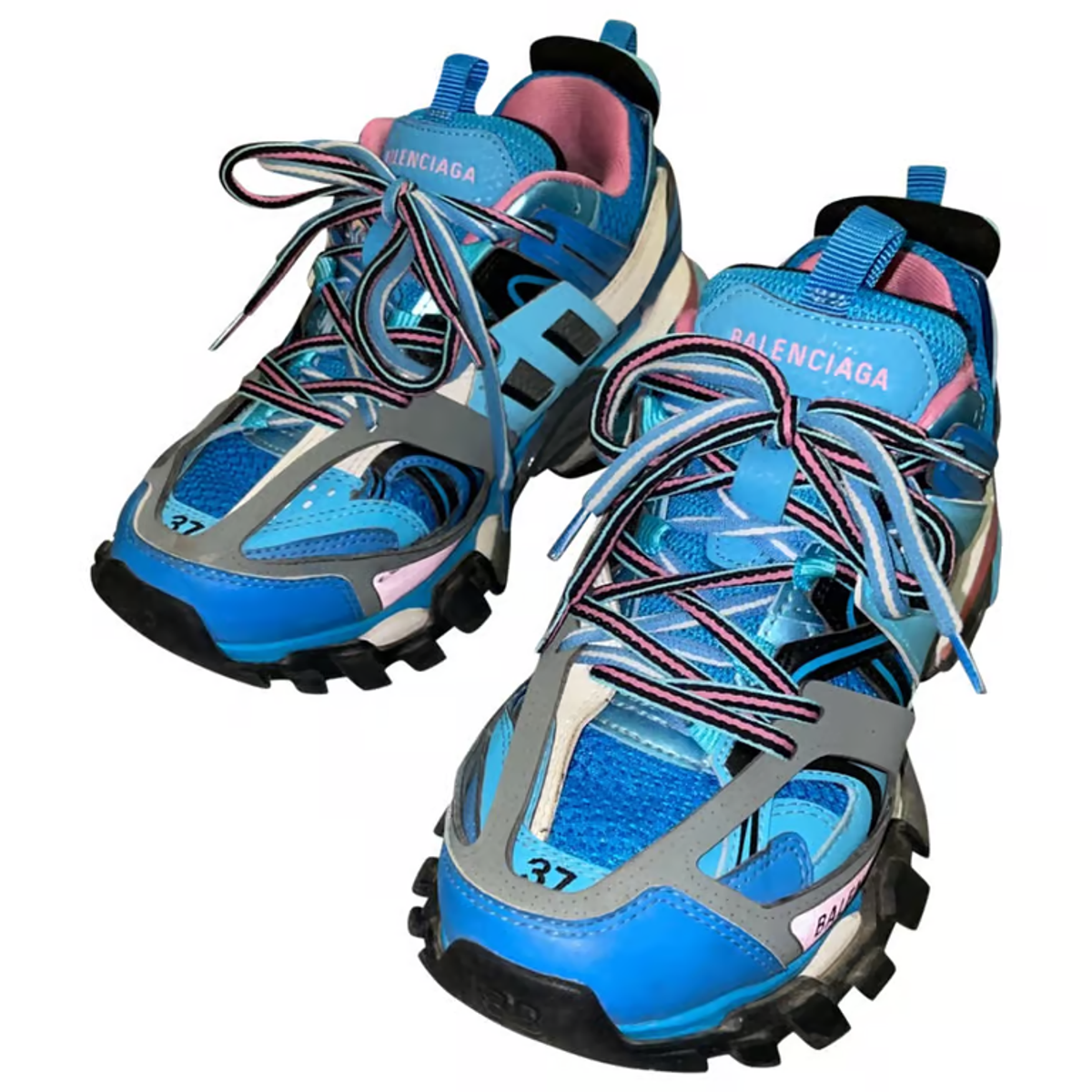 Balenciaga Blue Track Trainers | WHAT’S ON THE STAR?