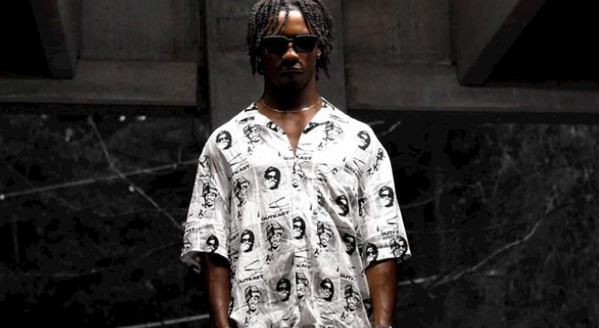 Profit Minded: Clothing, Shoes & Accessories | WHAT’S ON THE STAR?