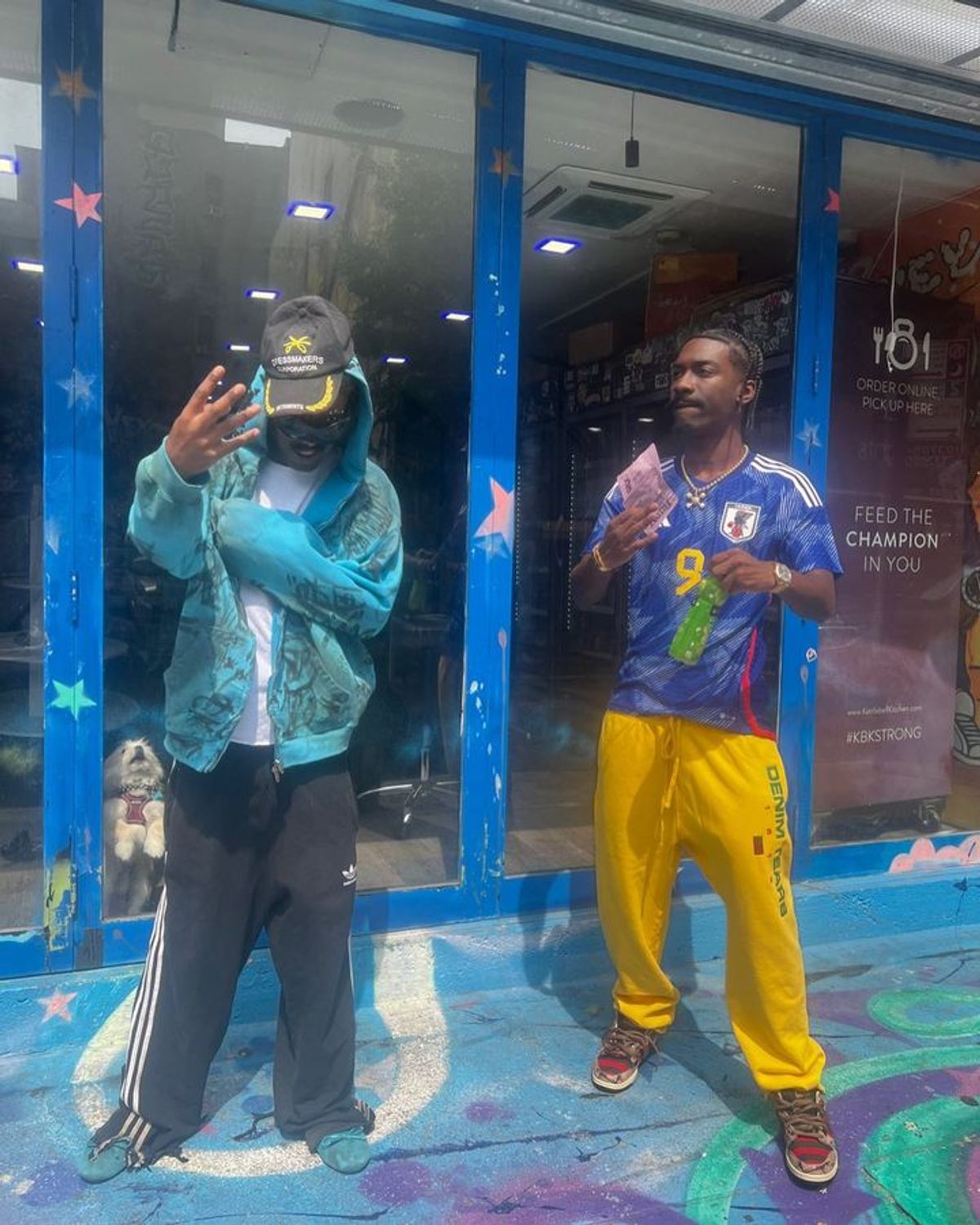 Bruce Ray Outfit from August 22, 2023 | WHAT’S ON THE STAR?