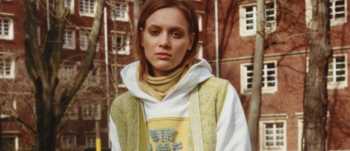 Barrie: Clothing, Shoes & Accessories | WHAT’S ON THE STAR?