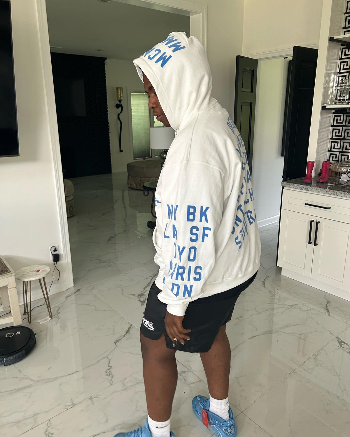 Big 30 Outfit from August 23, 2023 | WHAT’S ON THE STAR?