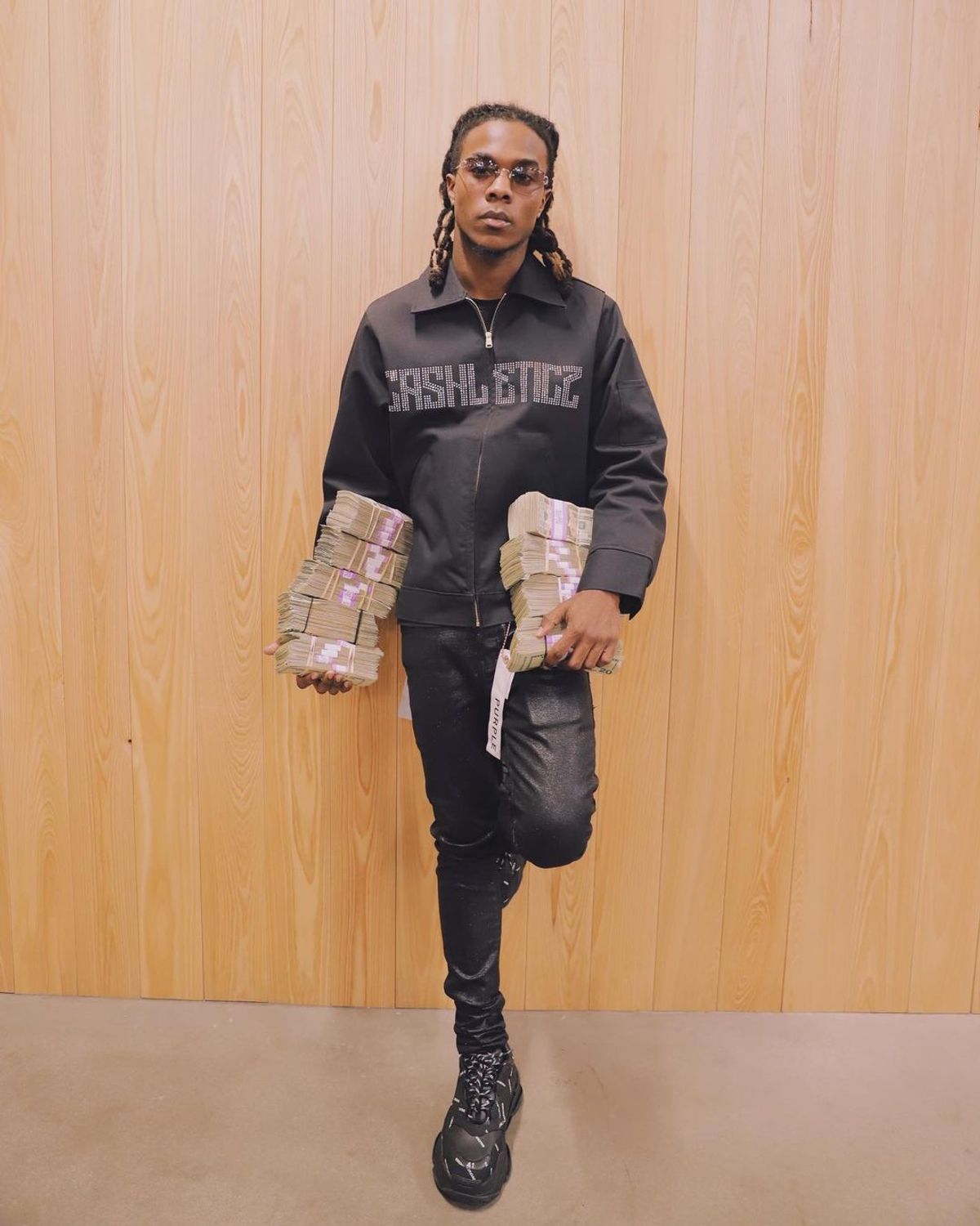 Cae Cartier Outfit from September 22, 2022 | WHAT’S ON THE STAR?