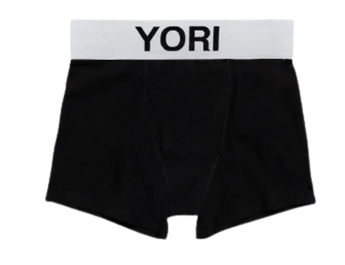 Yori Black Logo Briefs (2-Pack) | WHAT’S ON THE STAR?