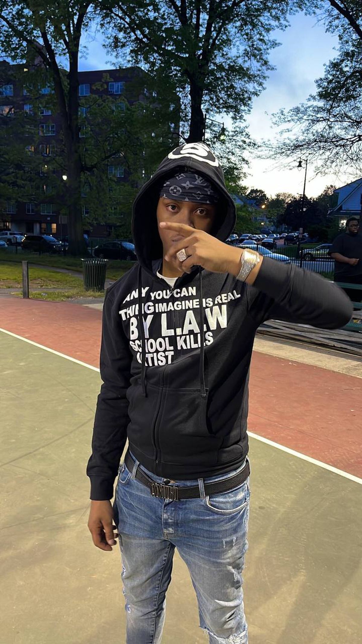 Sha EK Outfit from September 8, 2023 | WHAT’S ON THE STAR?