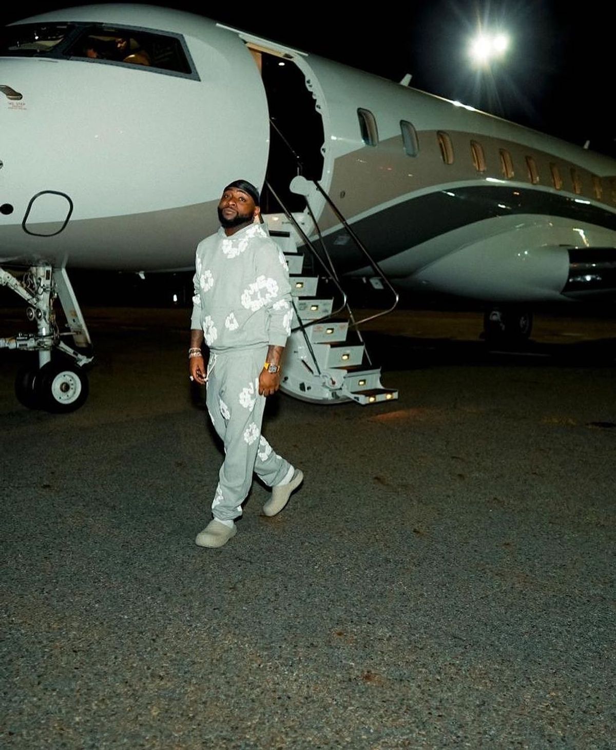Davido Outfit from September 13, 2023 | WHAT’S ON THE STAR?