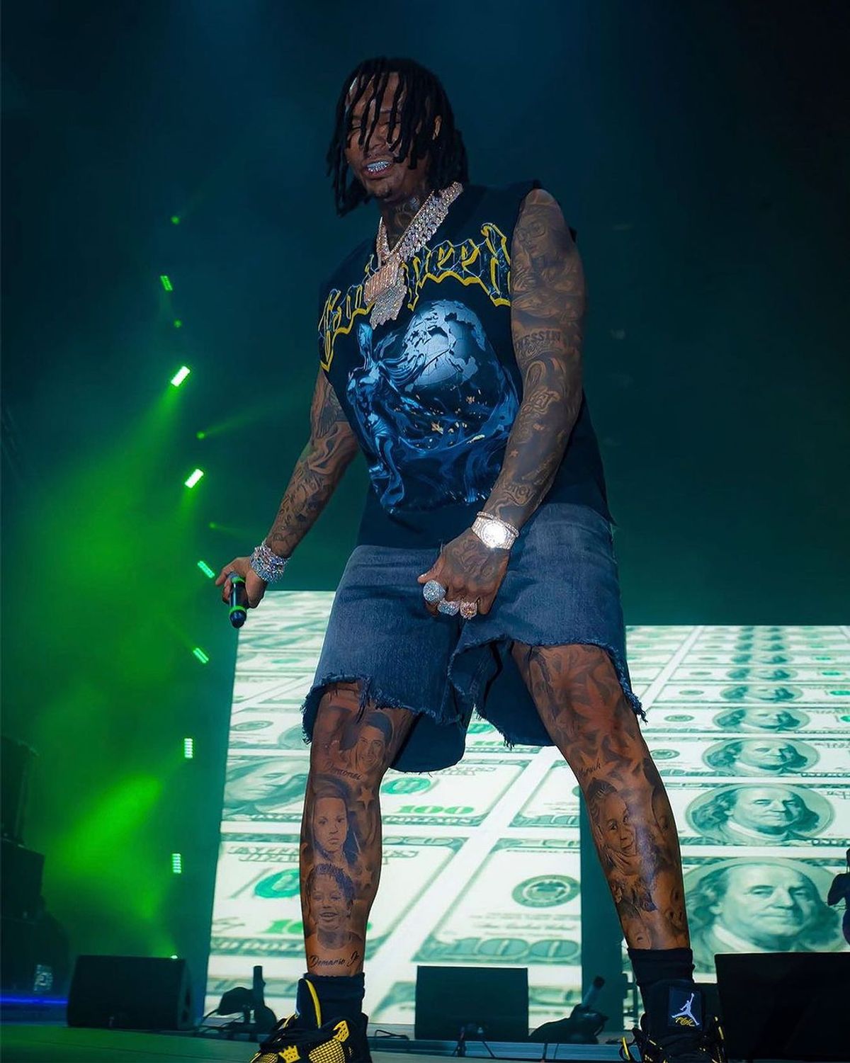 Moneybagg Yo Outfit from September 18, 2023 | WHAT’S ON THE STAR?