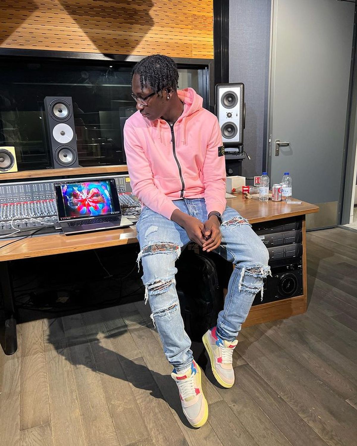 J1mulla Outfit from September 25, 2023 | WHAT’S ON THE STAR?