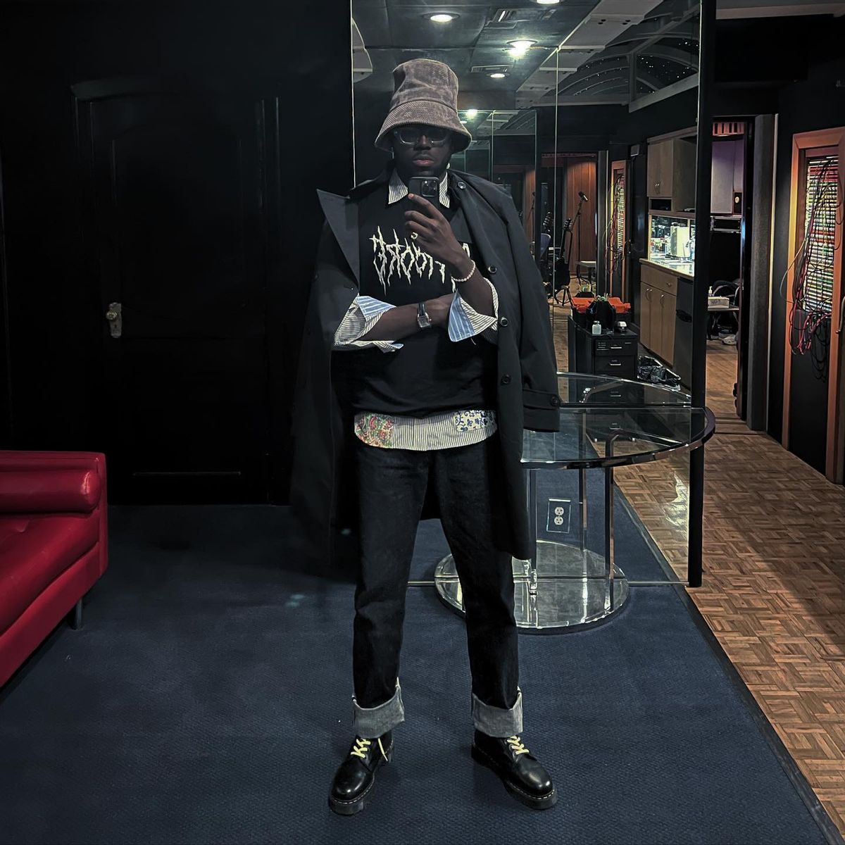 Bnyx Outfit from July 3, 2023 | WHAT’S ON THE STAR?