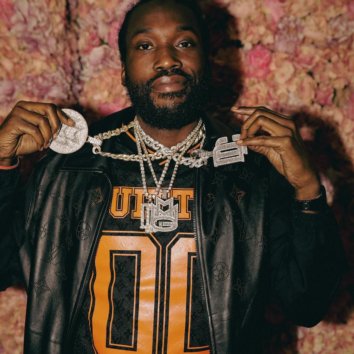 Meek Mill Outfit from September 28, 2023 | WHAT’S ON THE STAR?
