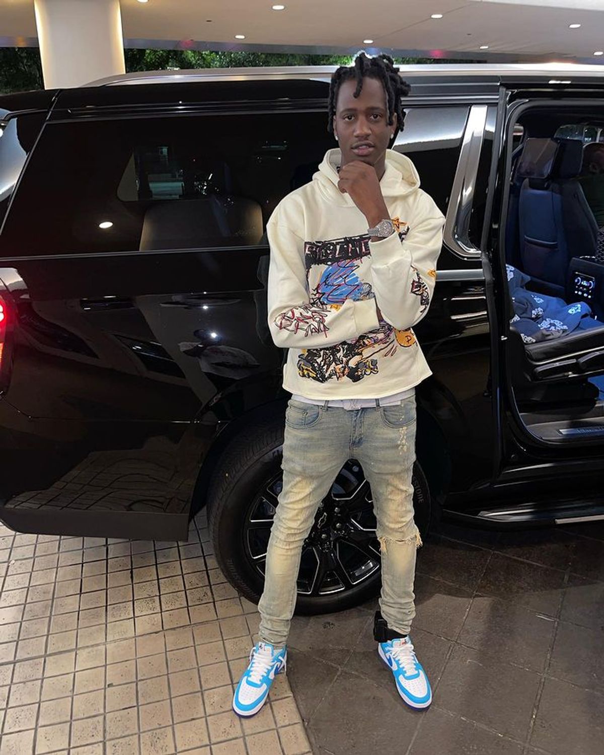 Yung Mal Outfit from September 28, 2023 | WHAT’S ON THE STAR?