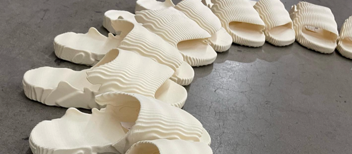 The Auracles: Clothing, Shoes & Accessories | WHAT’S ON THE STAR?