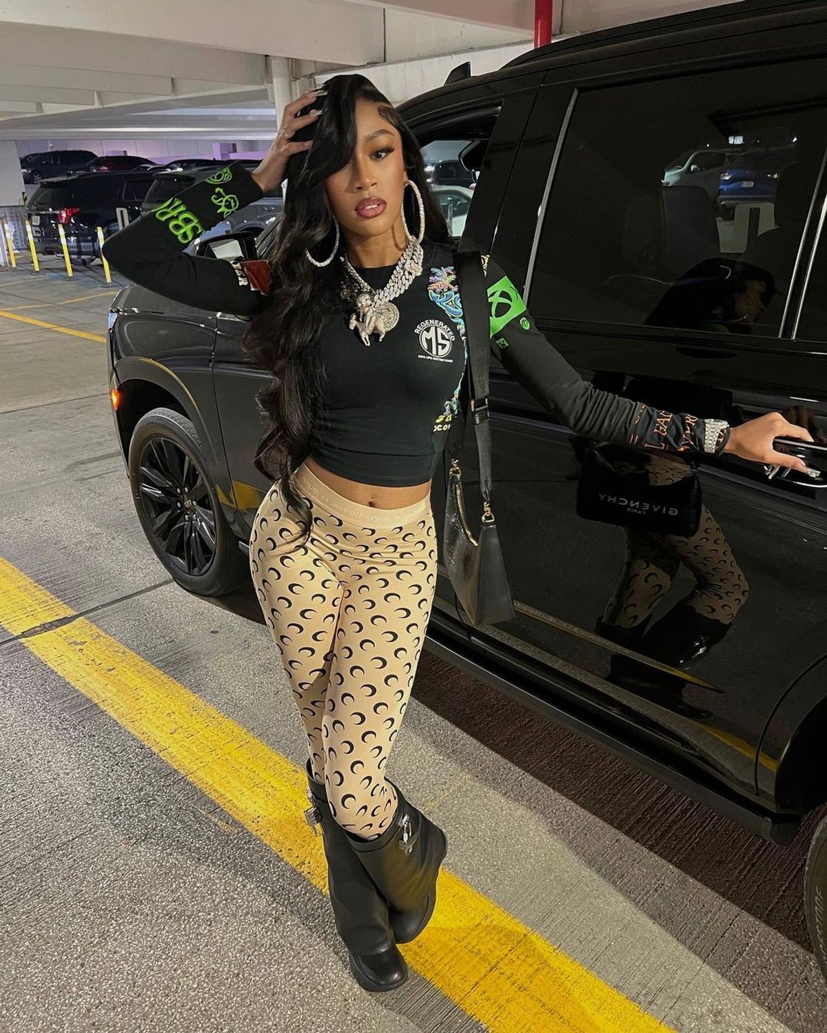 Lakeyah Outfit from October 2, 2023 | WHAT’S ON THE STAR?