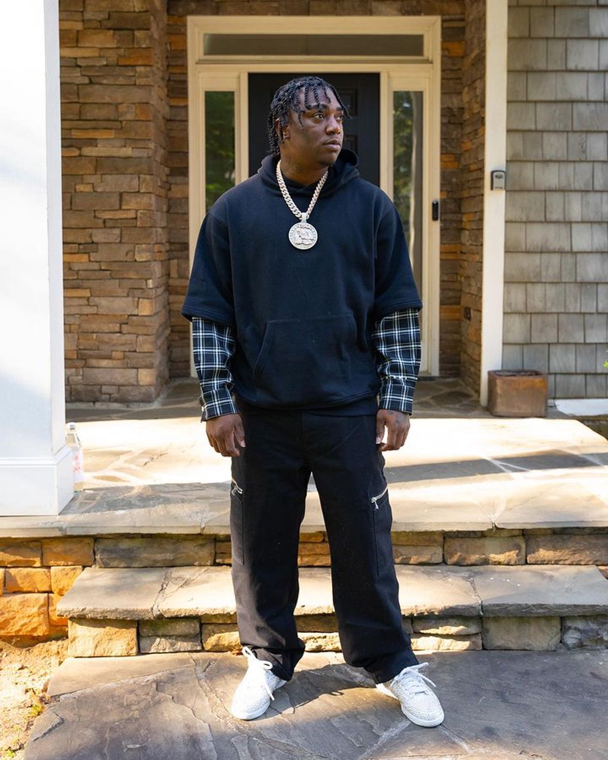 Fredo Bang Outfit from October 5, 2023 | WHAT’S ON THE STAR?