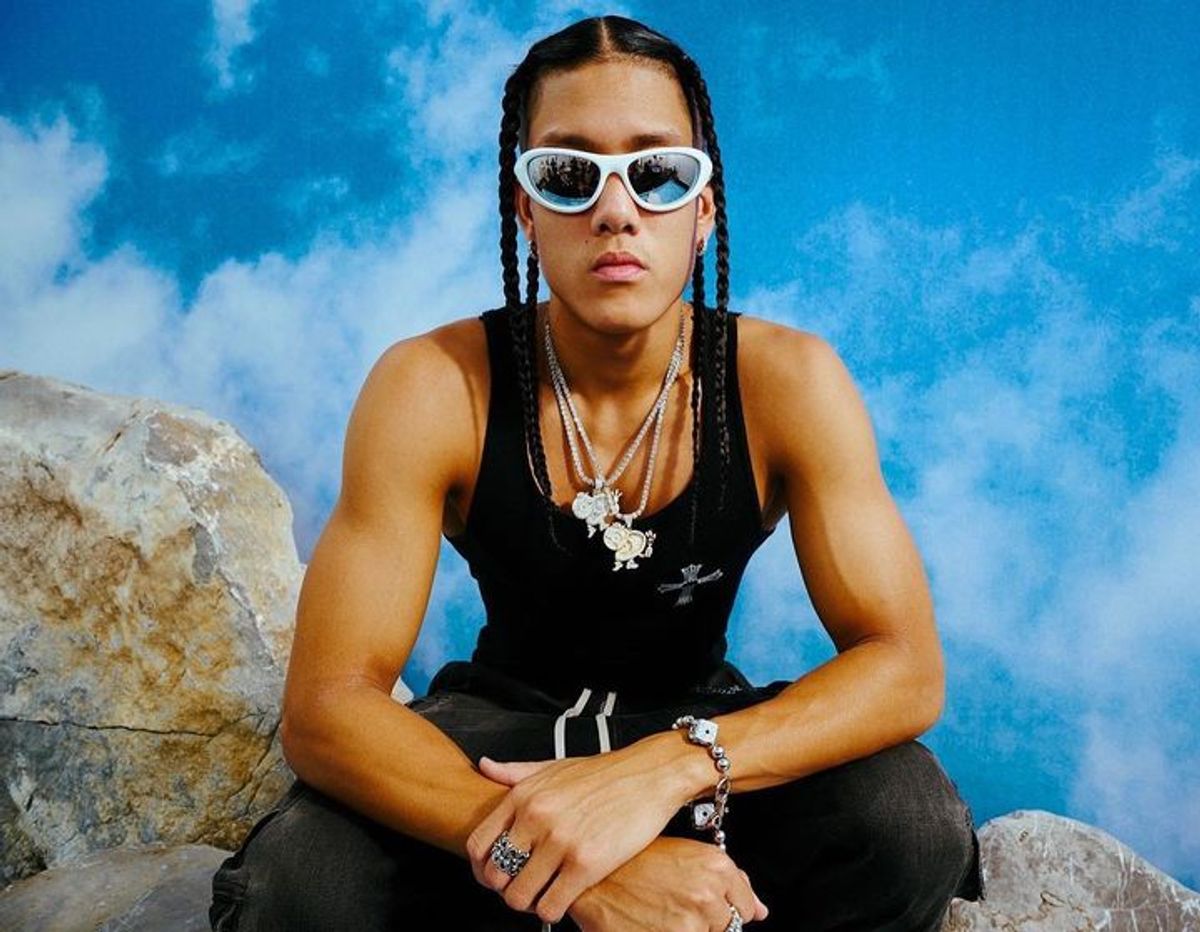 Spence Lee Outfit from October 10, 2023 | WHAT’S ON THE STAR?