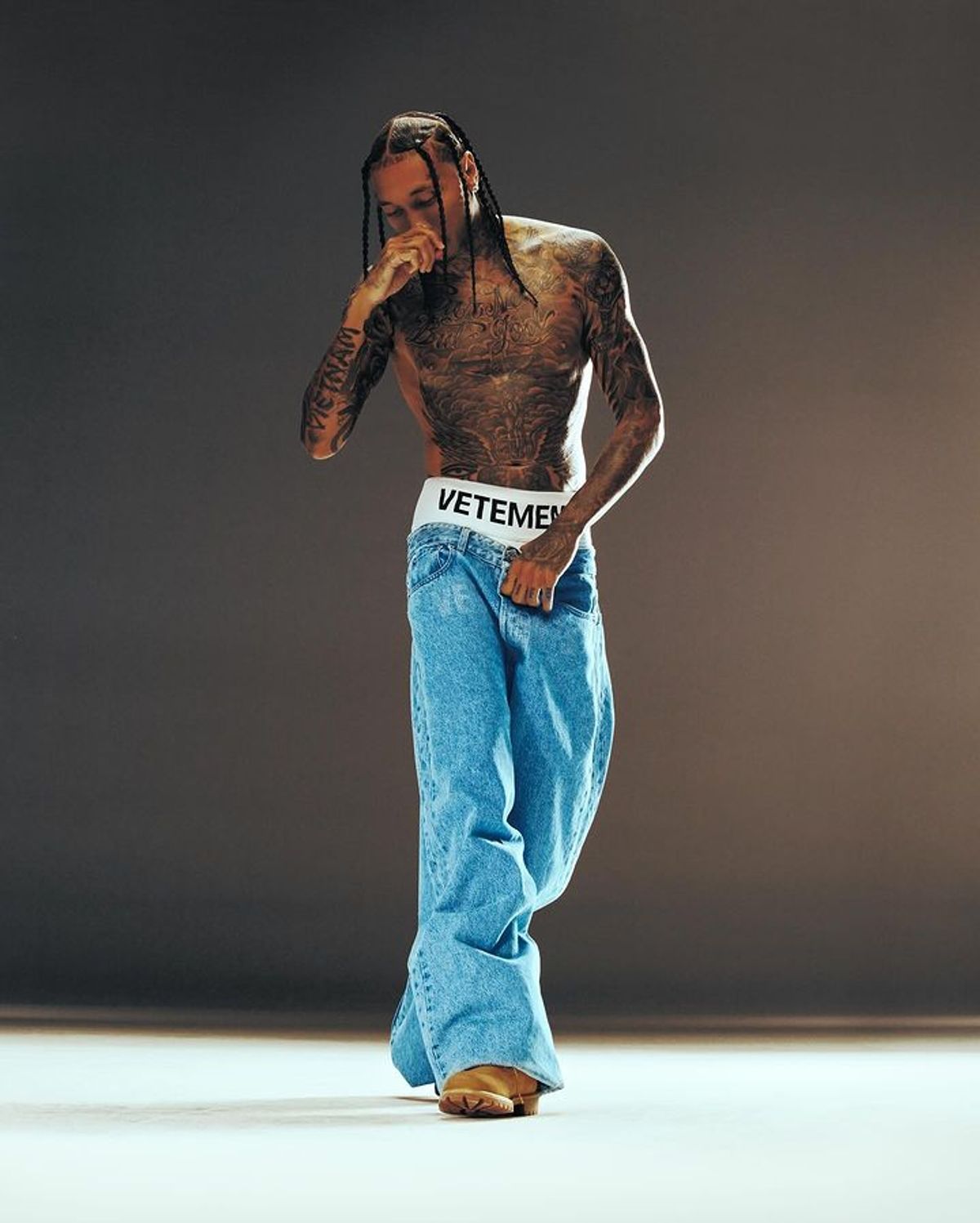 Tyga Outfit from October 10, 2023 | WHAT’S ON THE STAR?