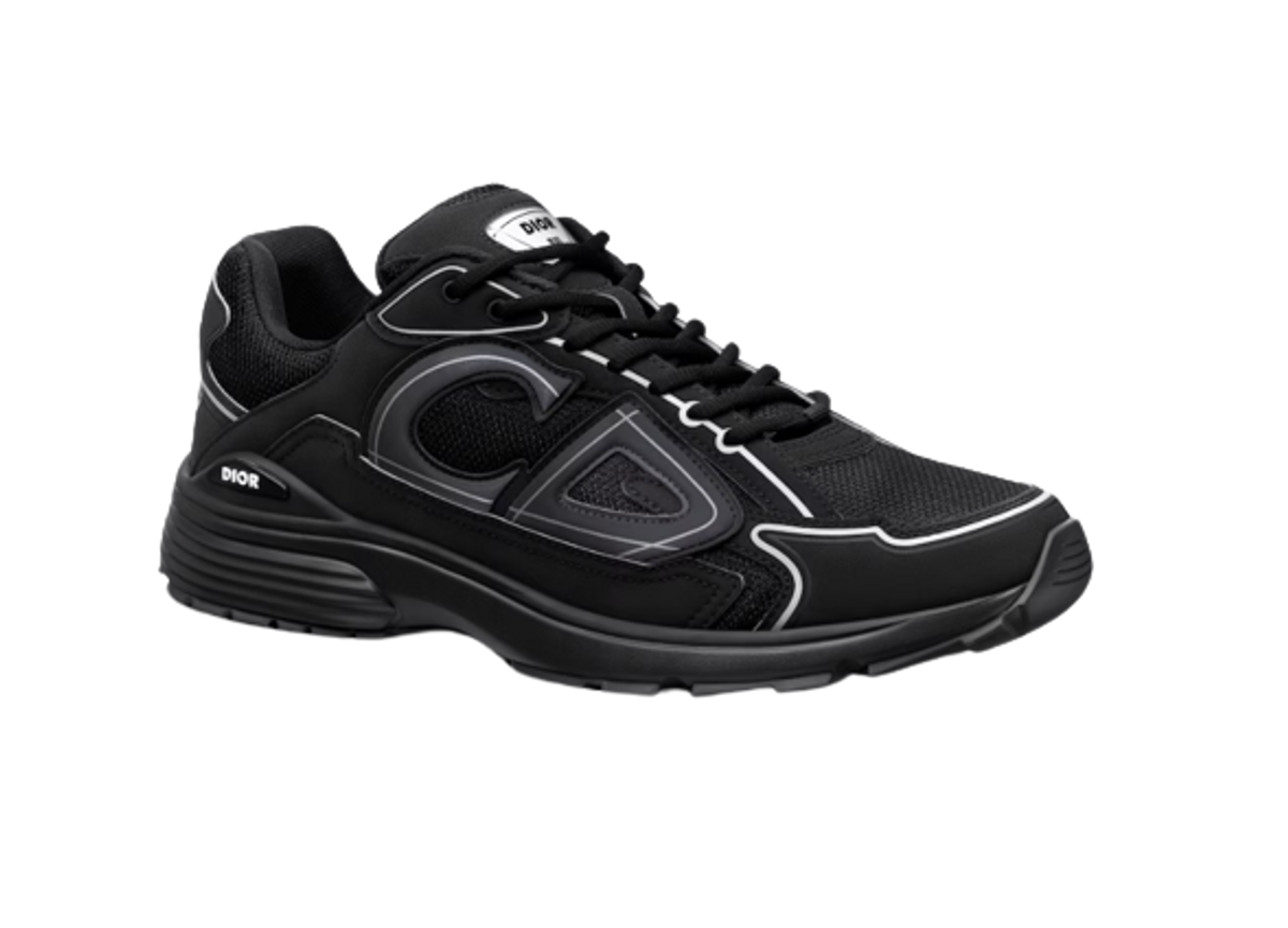 Dior B30 Full Black Sneaker | WHAT’S ON THE STAR?