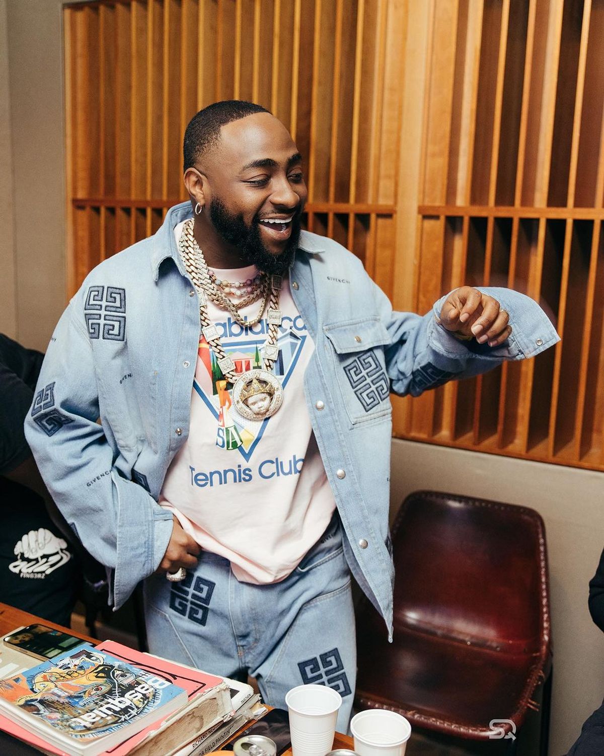 Davido Outfit from October 15, 2023 | WHAT’S ON THE STAR?