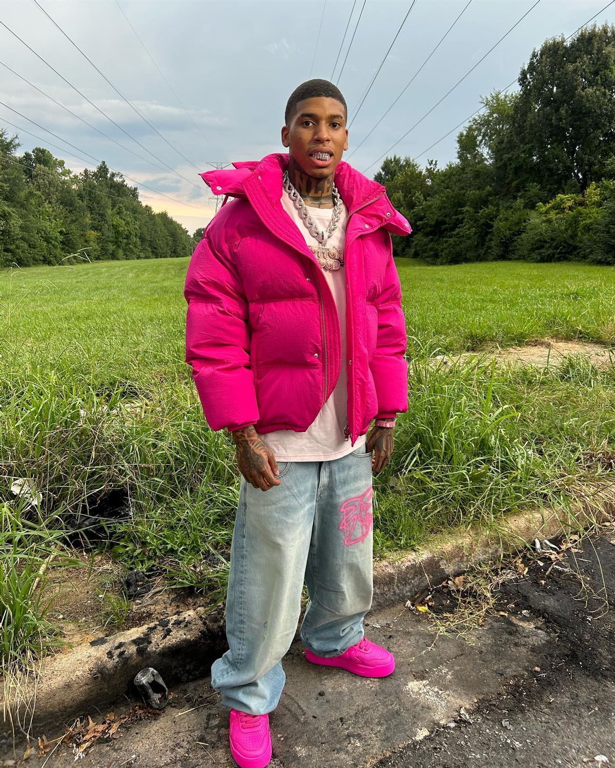 NLE Choppa Outfit from October 27, 2023 | WHAT’S ON THE STAR?