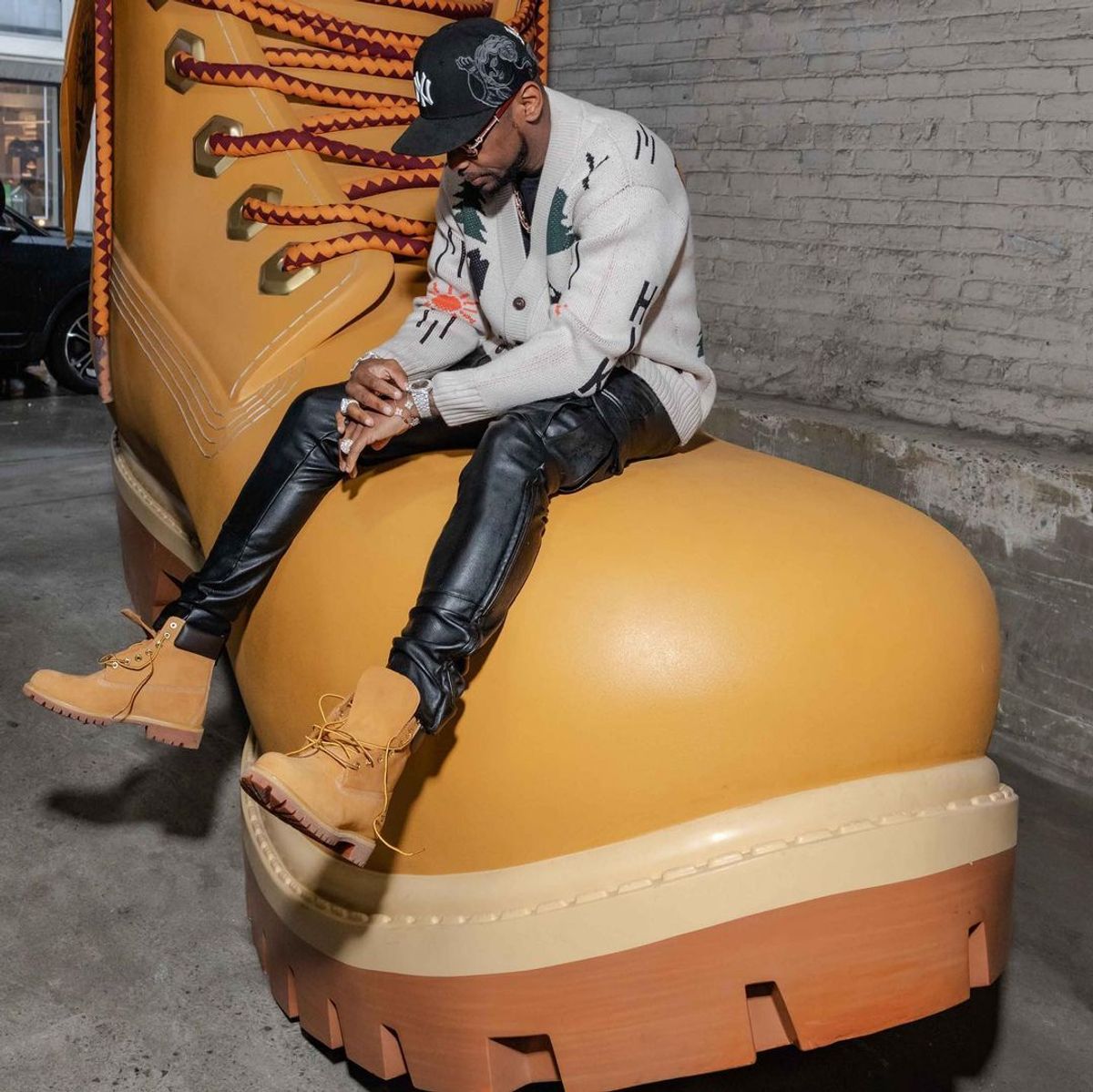 Fabolous Outfit from October 30, 2023 | WHAT’S ON THE STAR?