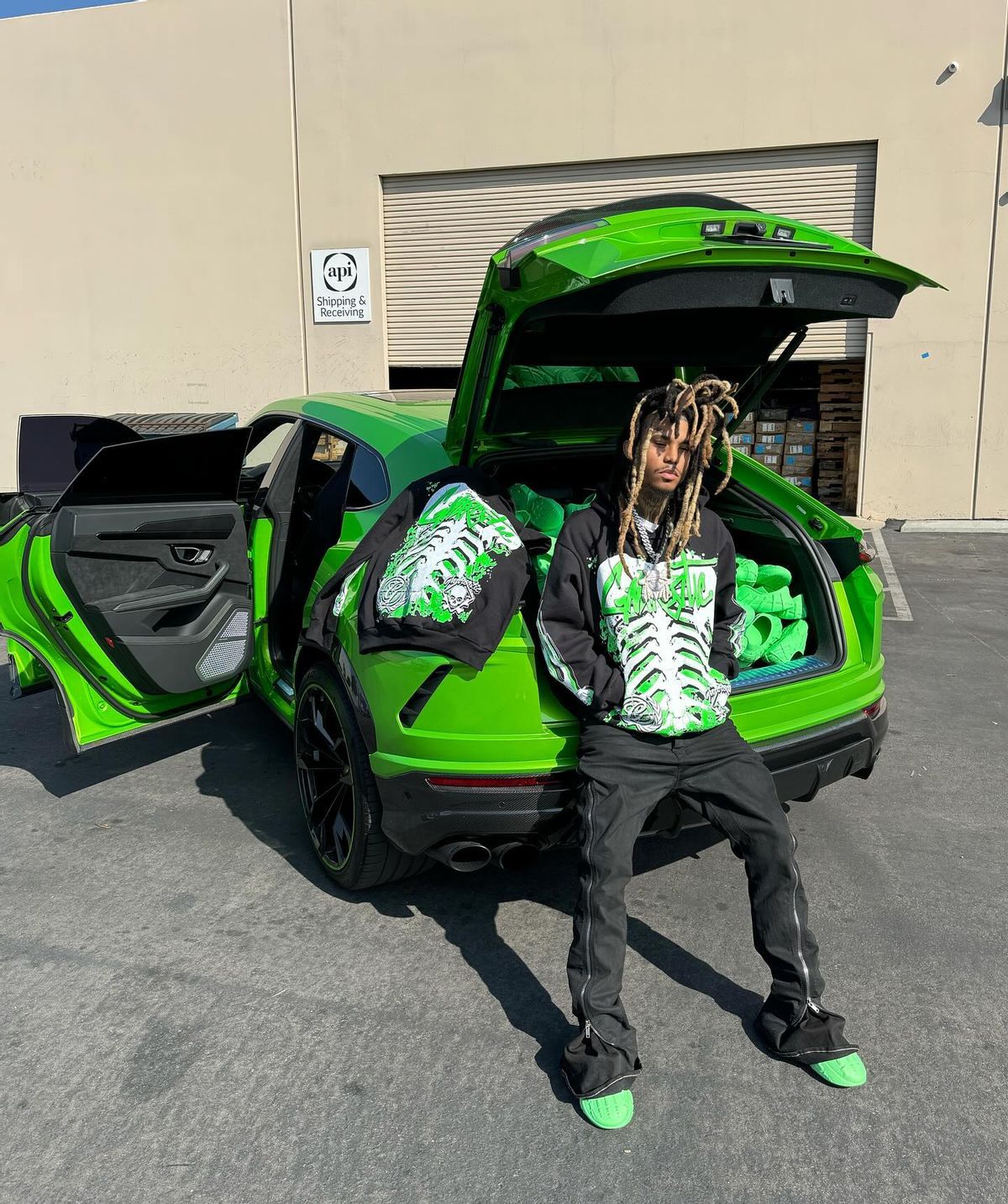 Lil Gnar Outfit from November 10, 2023 | WHAT’S ON THE STAR?